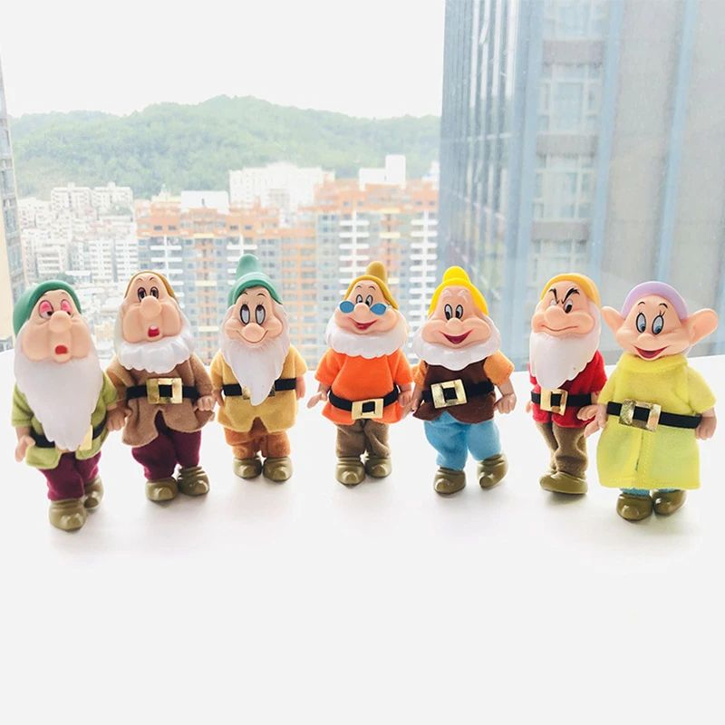 Set Princess, Alba ca zapada si cei 7 pitici, multicolor, 9 cm - eMAG.ro