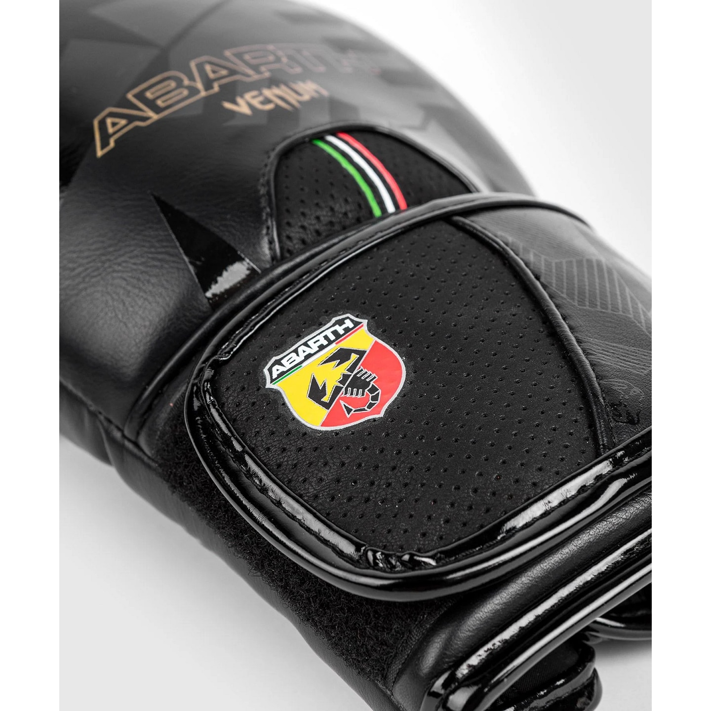 Manusi box, Venum, Negru, 12oz - eMAG.ro