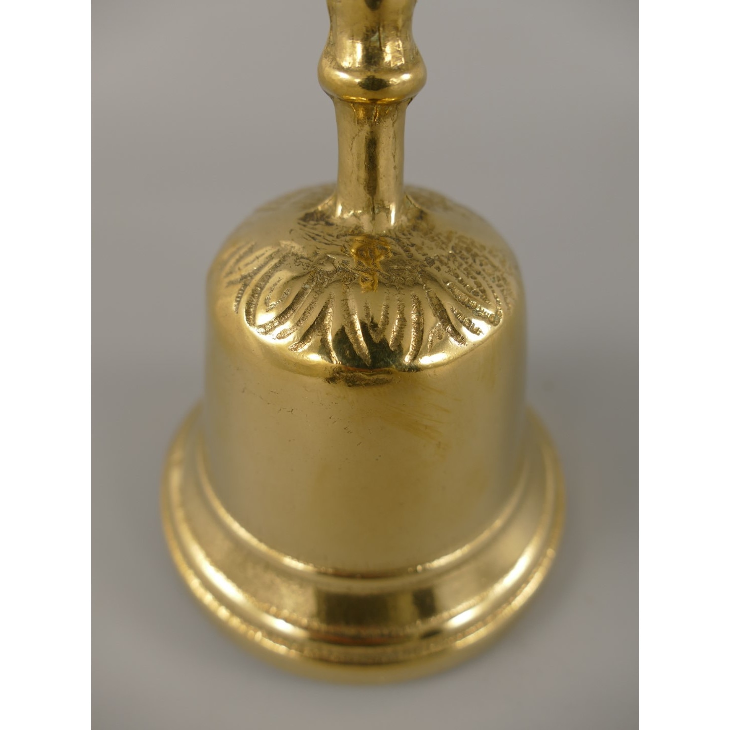 Clopot de masa din alama, H 20 - eMAG.ro