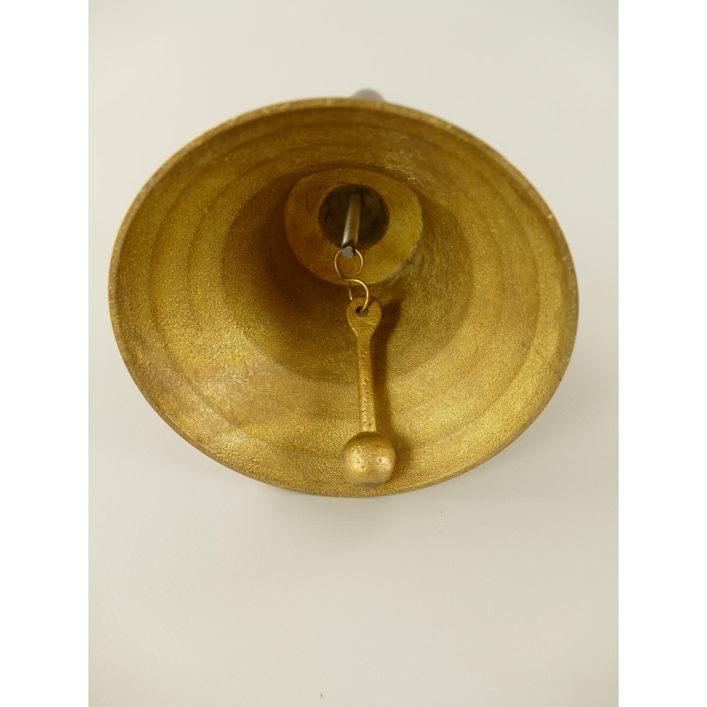 Clopot de masa din alama, maner lemn, lucrat manual, H 33, D 15 cm ...