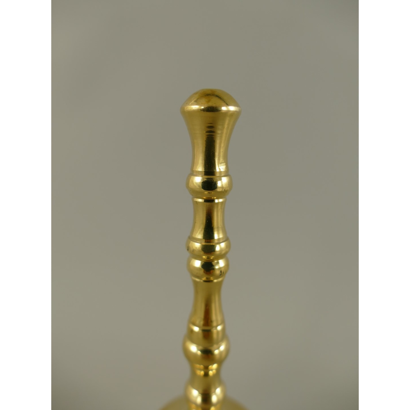 Clopot de masa din alama neteda, H 15cm - eMAG.ro