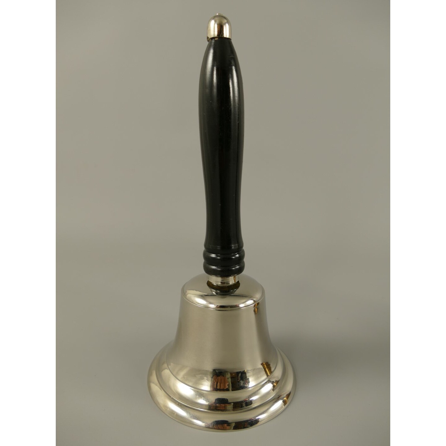 Clopot de masa din alama lucioasa, maner lemn, H 21 cm - eMAG.ro