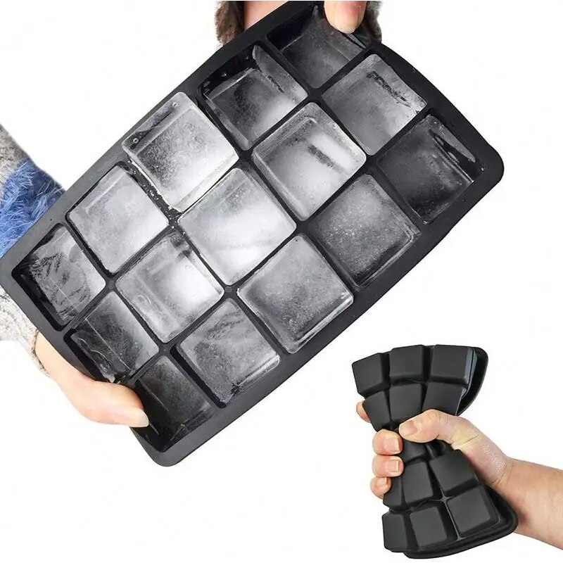 Forma pentru 15 cuburi de gheata, din silicon, 18x11x3 cm - eMAG.ro