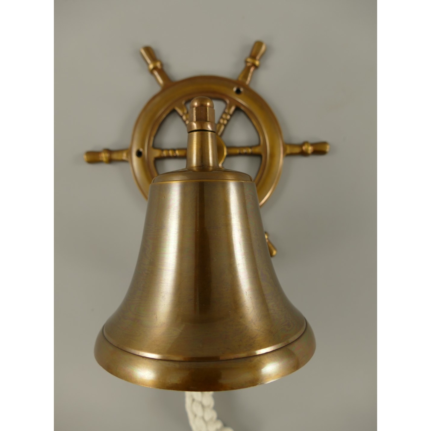 Clopot de perete cu timona, alama, H 20 cm - eMAG.ro