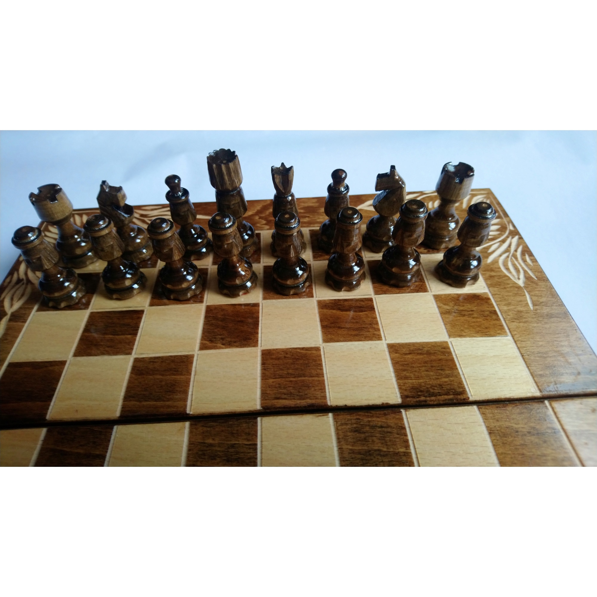 Set sah de voiaj 26x26 cm cu piese sah sculptate special puluri zaruri ...