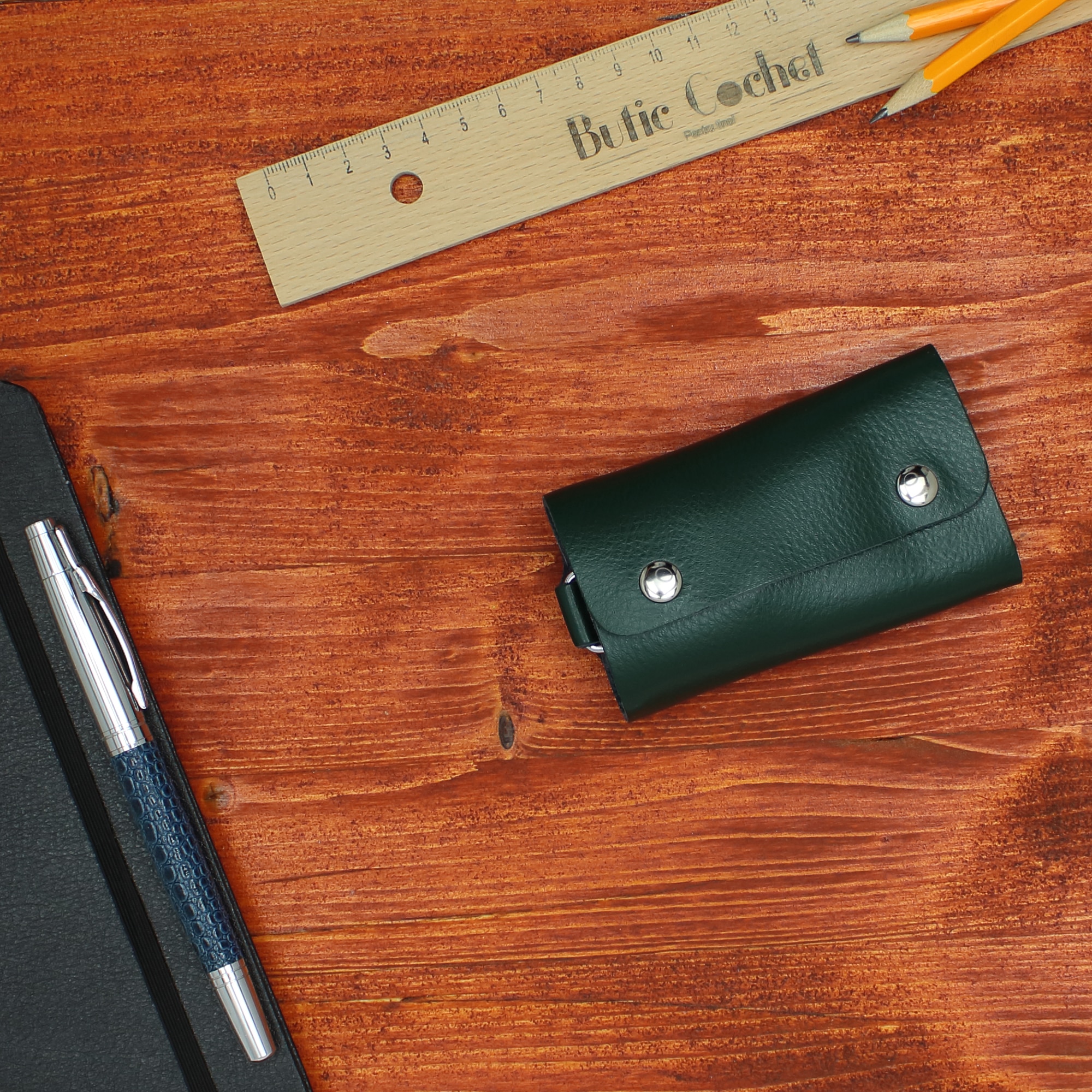 Port chei, Buticcochet, din piele naturala, 10x6 cm, Verde inchis ...