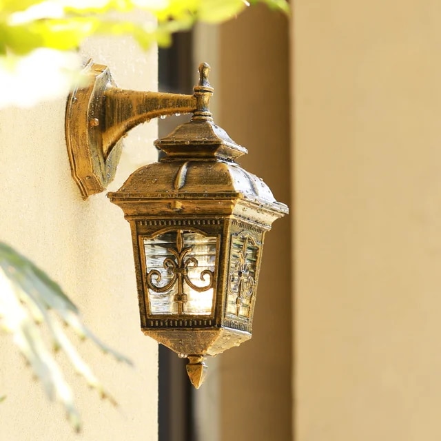 Aplica de exterior tip felinar, bec E27 max 60W, Auriu antic, IP65 ...