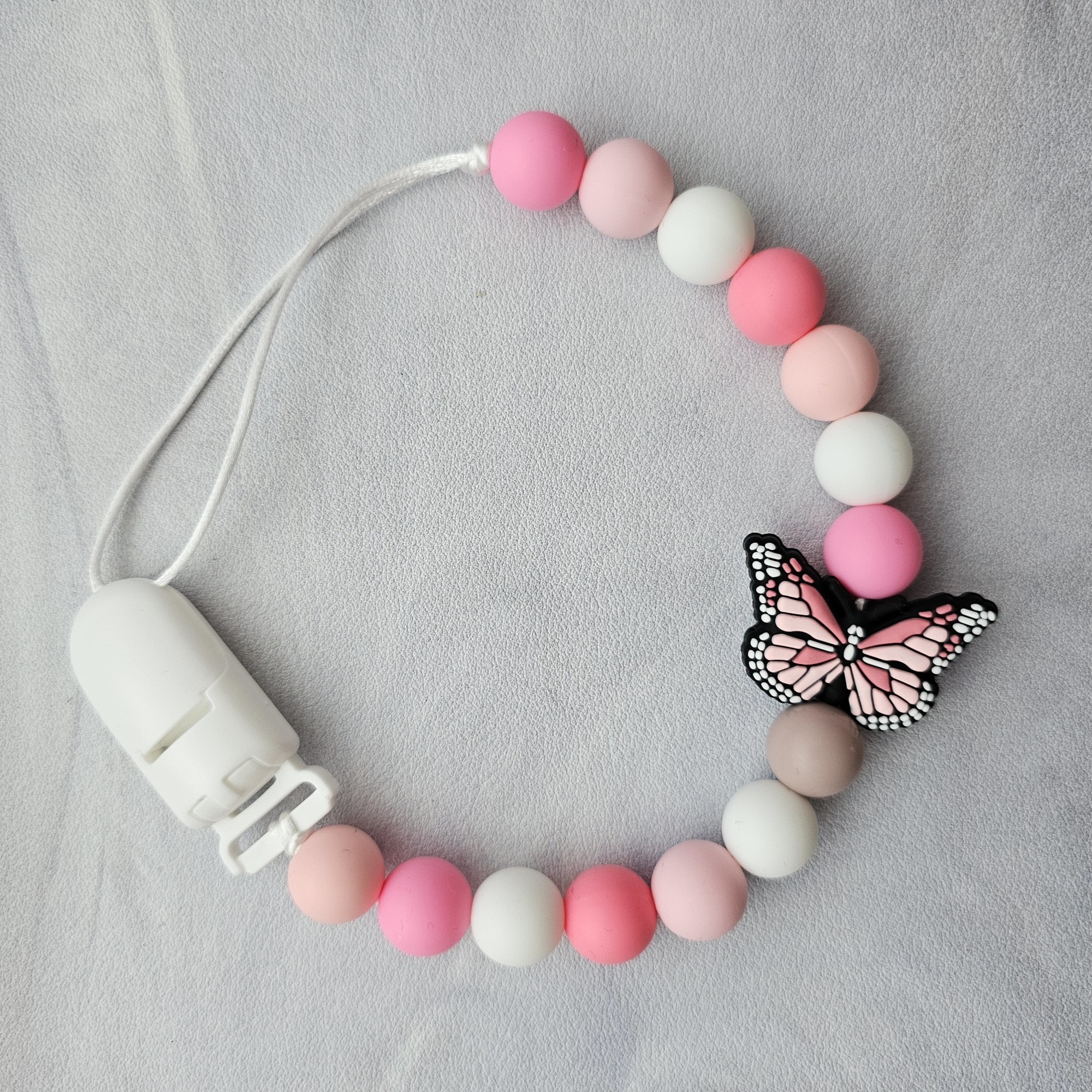 Lantisor pentru suzeta din silicon alimentar, Fluture roz - eMAG.ro