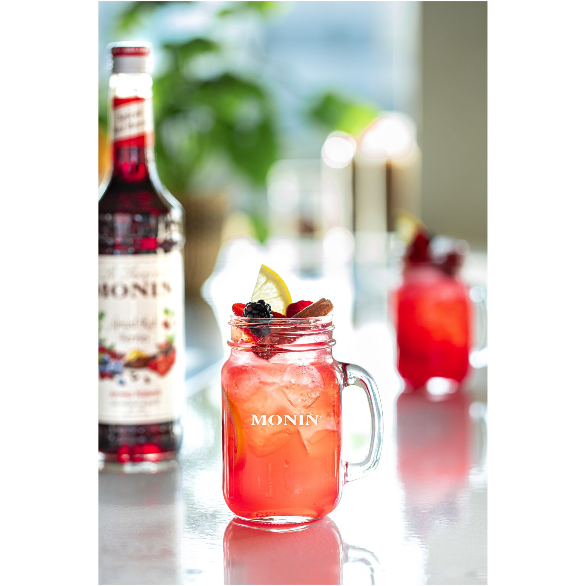 Sirop Monin Spiced Red Berries, 0.7l - eMAG.ro