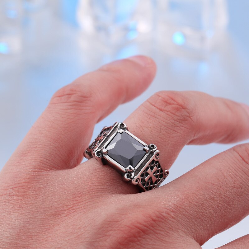 Inel inox cu zirconiu negru si cruce 20541 - eMAG.ro