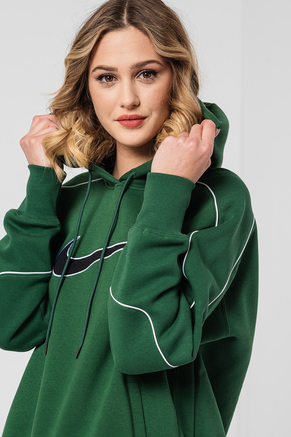 Nike, Hanorac lejer cu logo, Verde englez, M - eMAG.ro