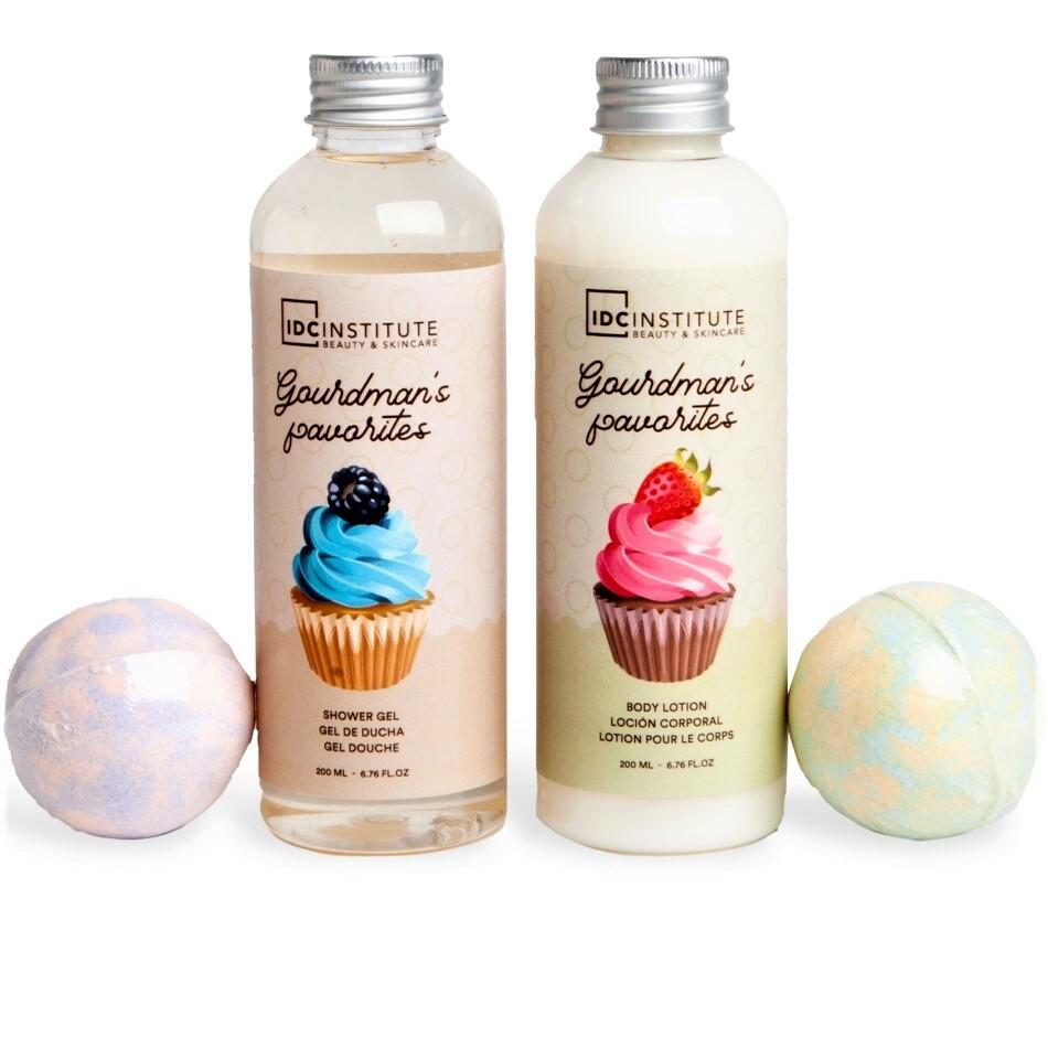 Set gel dus, lotiune corp si 2 bile solubile de baie Gourmand's ...