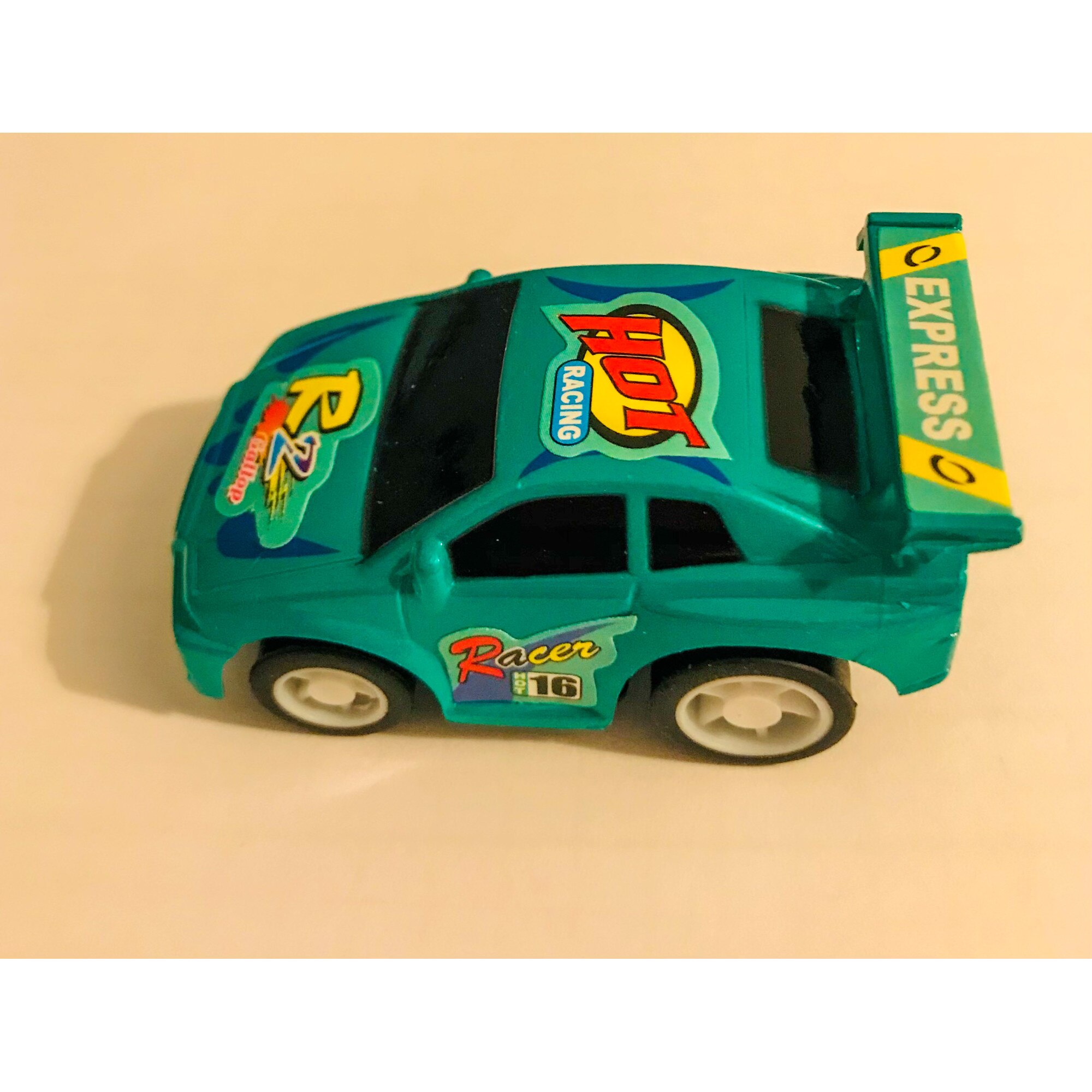 Masinuta ''Super Car'' cu functie Pull Back, 6cm, speed racing, verde ...