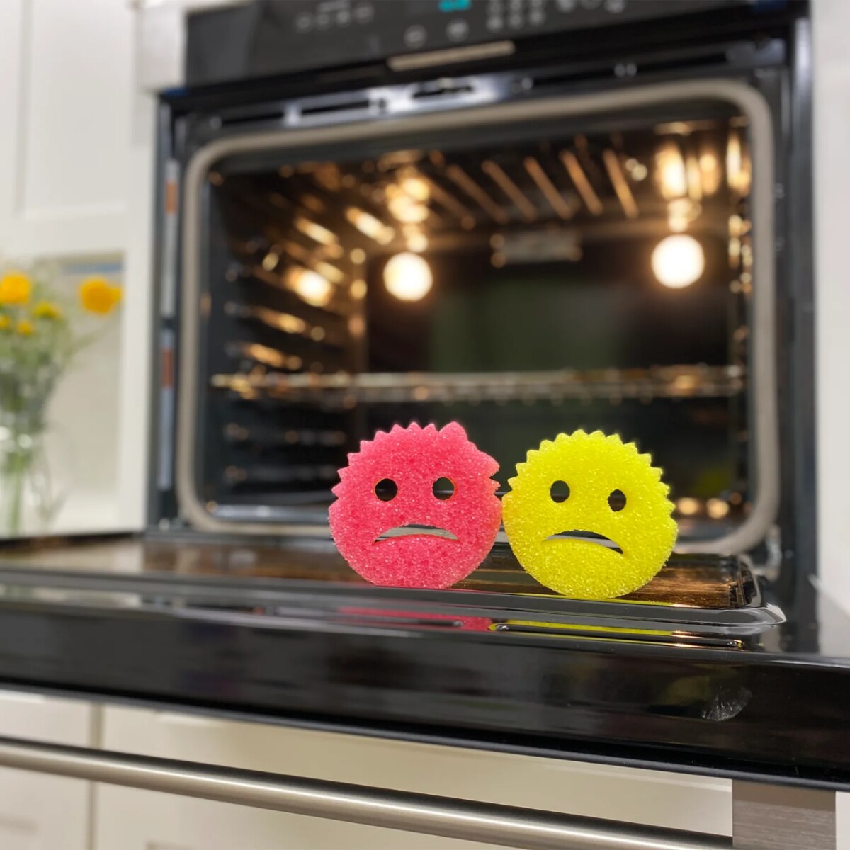 Комплект от 2 гъби Scrub Daddy, Sad Daddy и Sad Mommy, за почистване ...