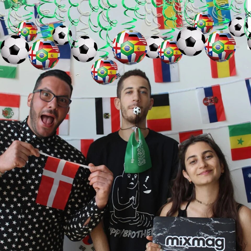 Set de petrecere cu tematica pentru fotbal Aiyang, folie, multicolor ...