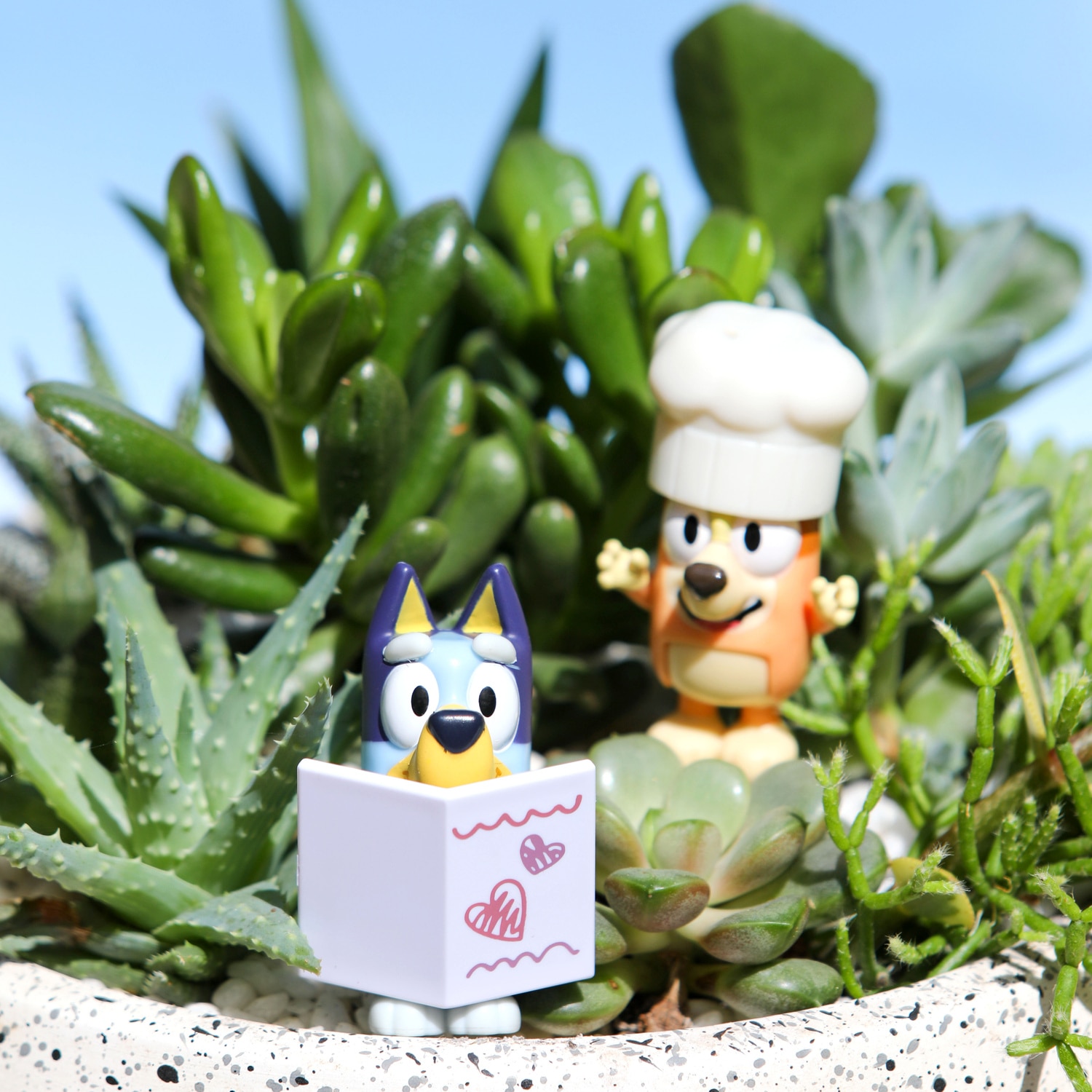 Set 2 figurine Bluey - Bluey & Bingo, Fancy Restaurant - eMAG.ro