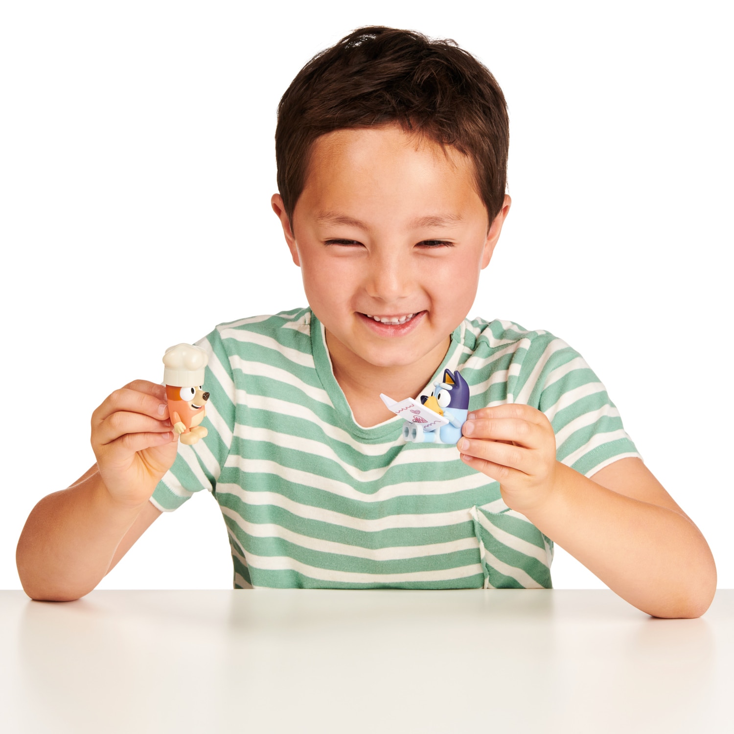 Set 2 figurine Bluey - Bluey & Bingo, Fancy Restaurant - eMAG.ro