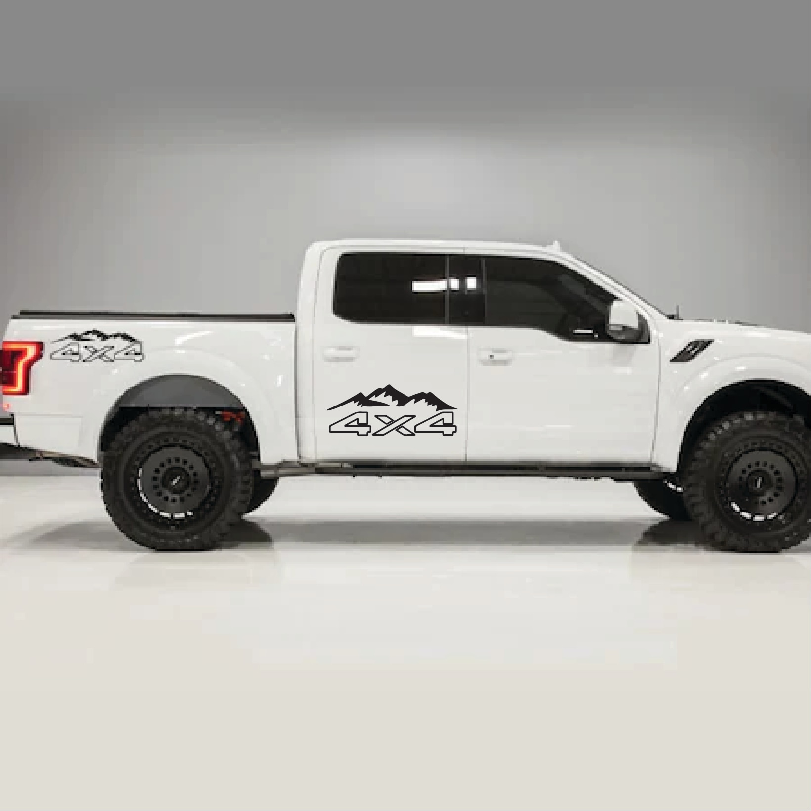 Sticker Off Road, 4x4 Mountains, Alb, 40 cm x 16 - eMAG.ro