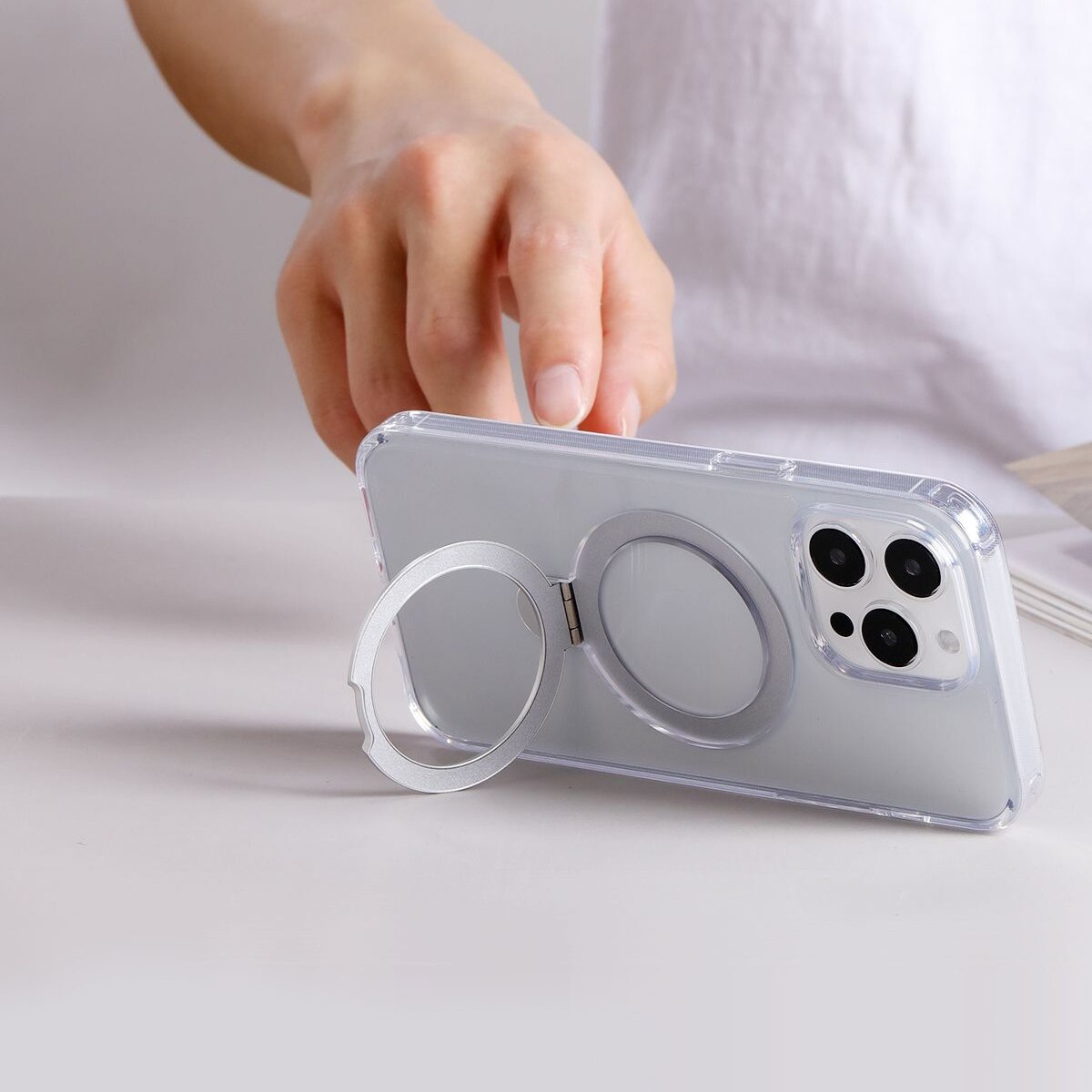 Калъф Joyroom Bracket Series MagSafe за Apple iPhone 15 Pro - eMAG.bg