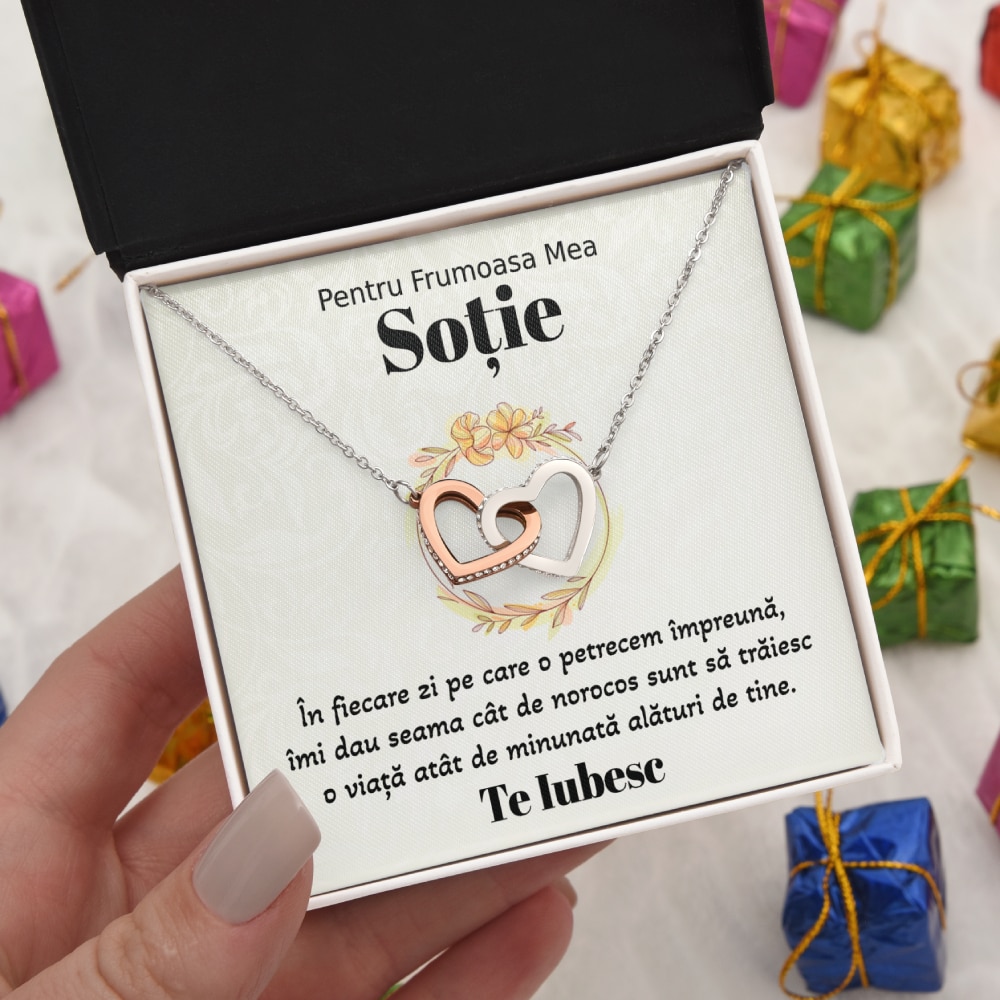 14-каратово бяло позлатено колие с висулка с взаимосвързани сърца ...