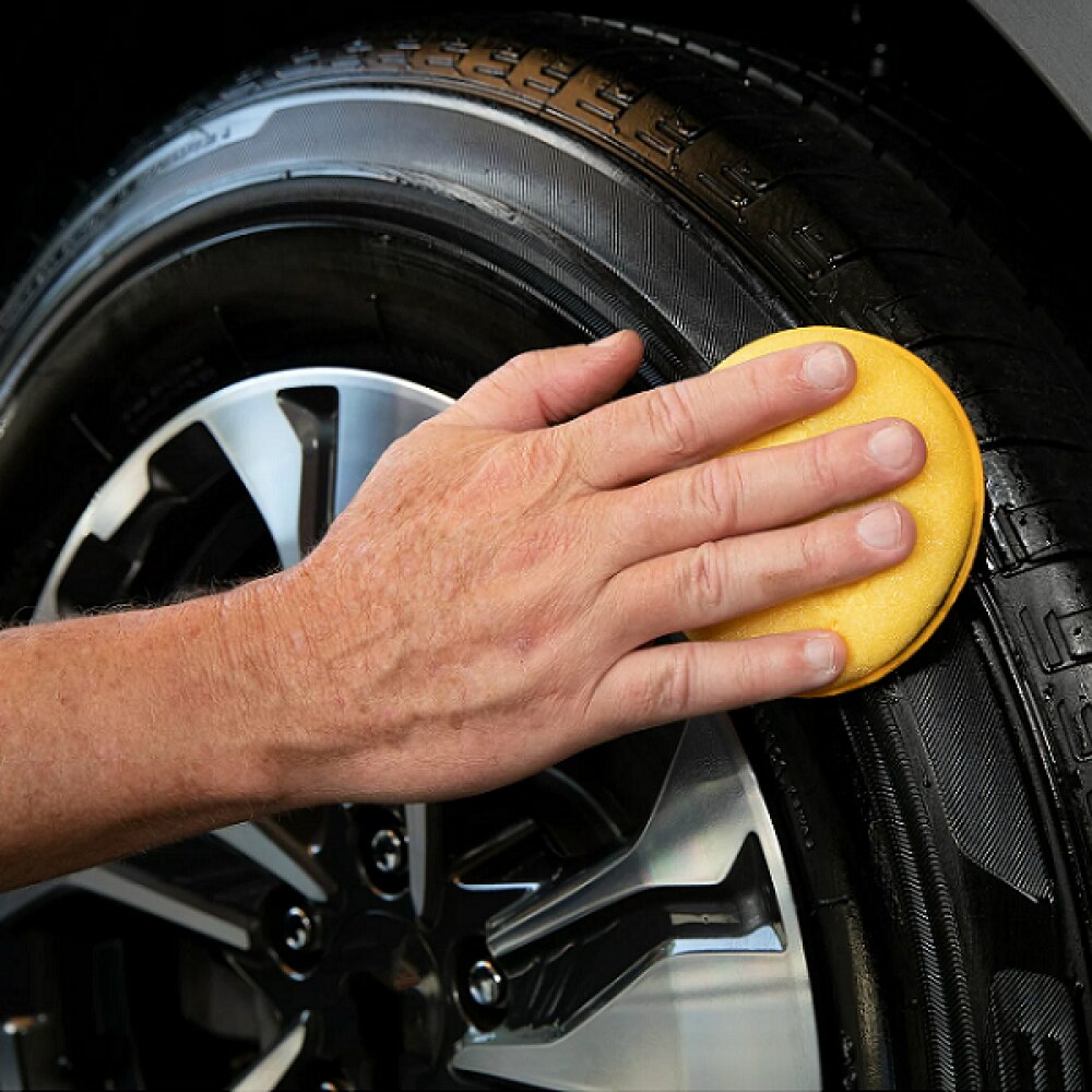 Spray Curatat Anvelope Clue 650 ml - eMAG.ro