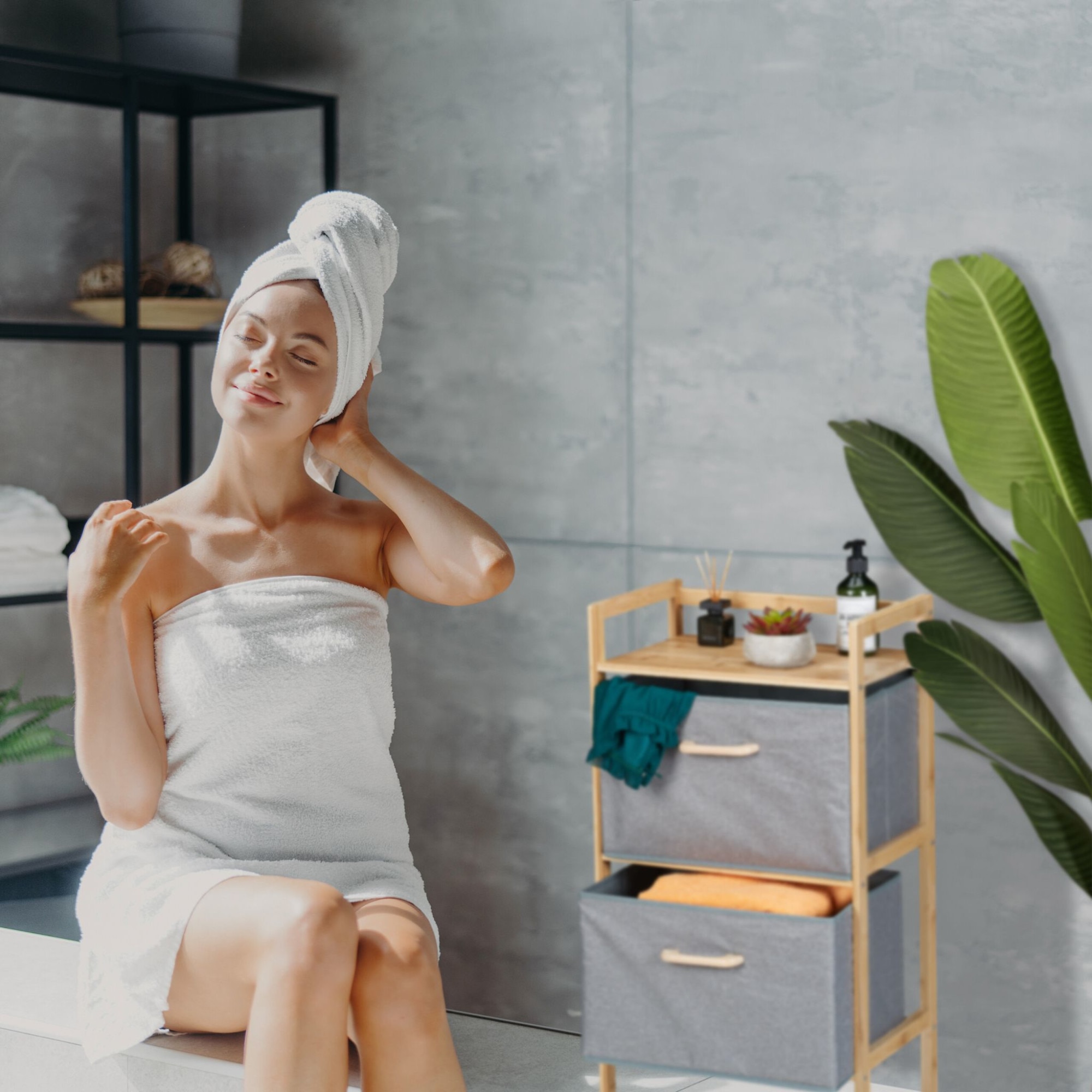 Raft de baie cu 2 cosuri de rufe, din bambus, 76 x 43 x 27 cm - eMAG.ro