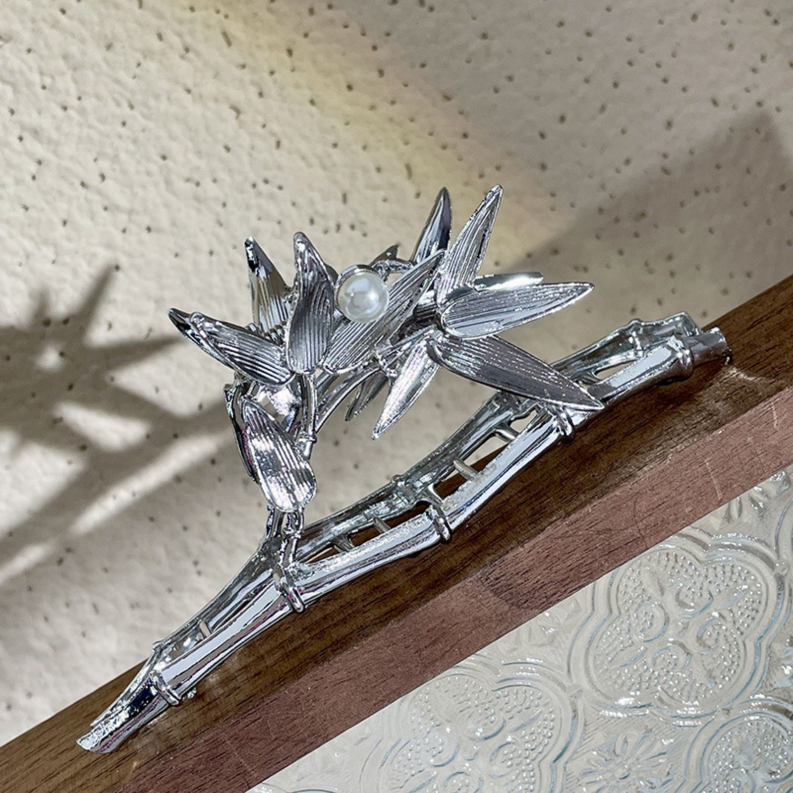 Set 2 agrafe decorative si elegante pentru par, POMAMZ, forma de unda ...