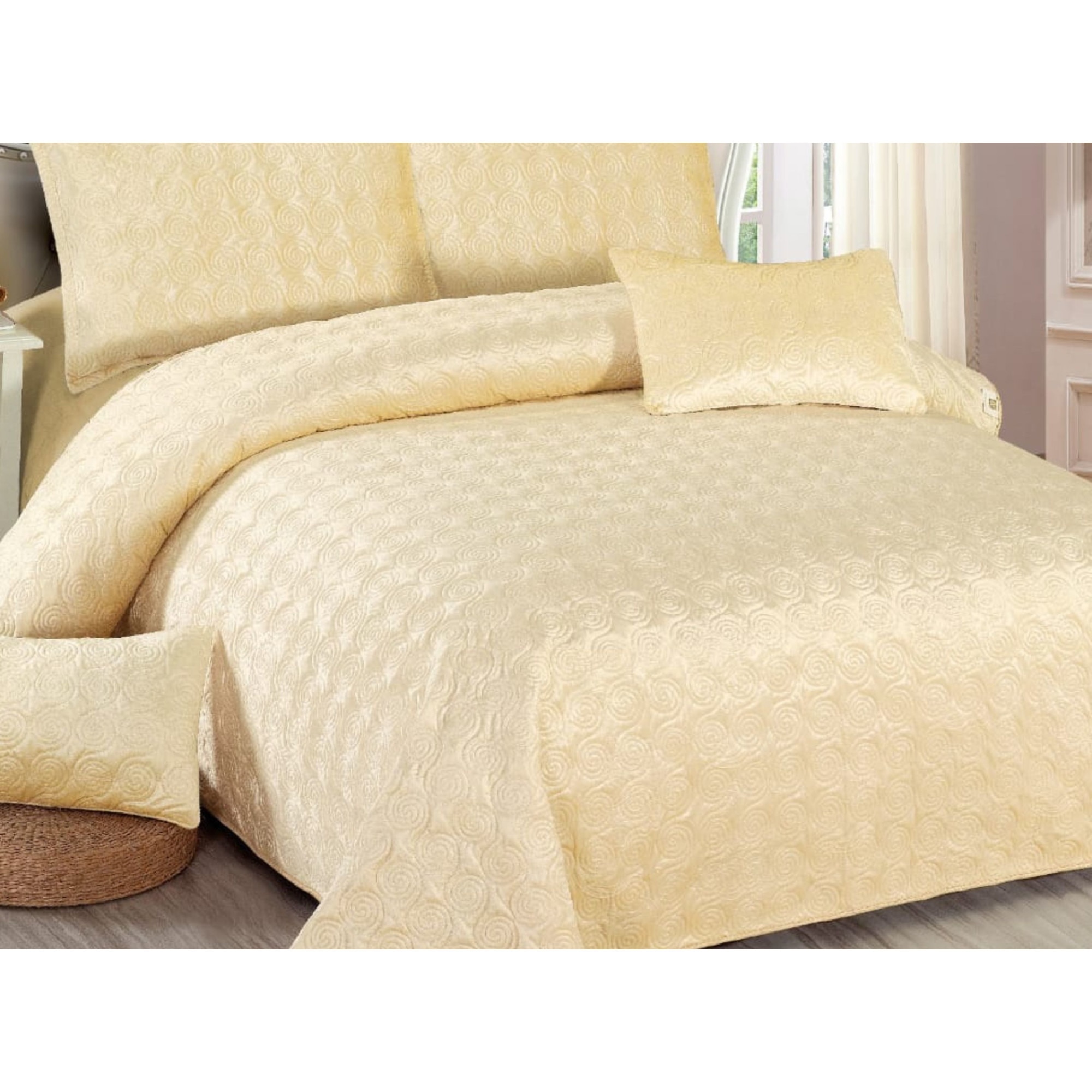 Cuvertura de pat si 4 Fete de Perna din Catifea, Matlasata, 220 x 240 cm, Set 5 piese, Crem ...