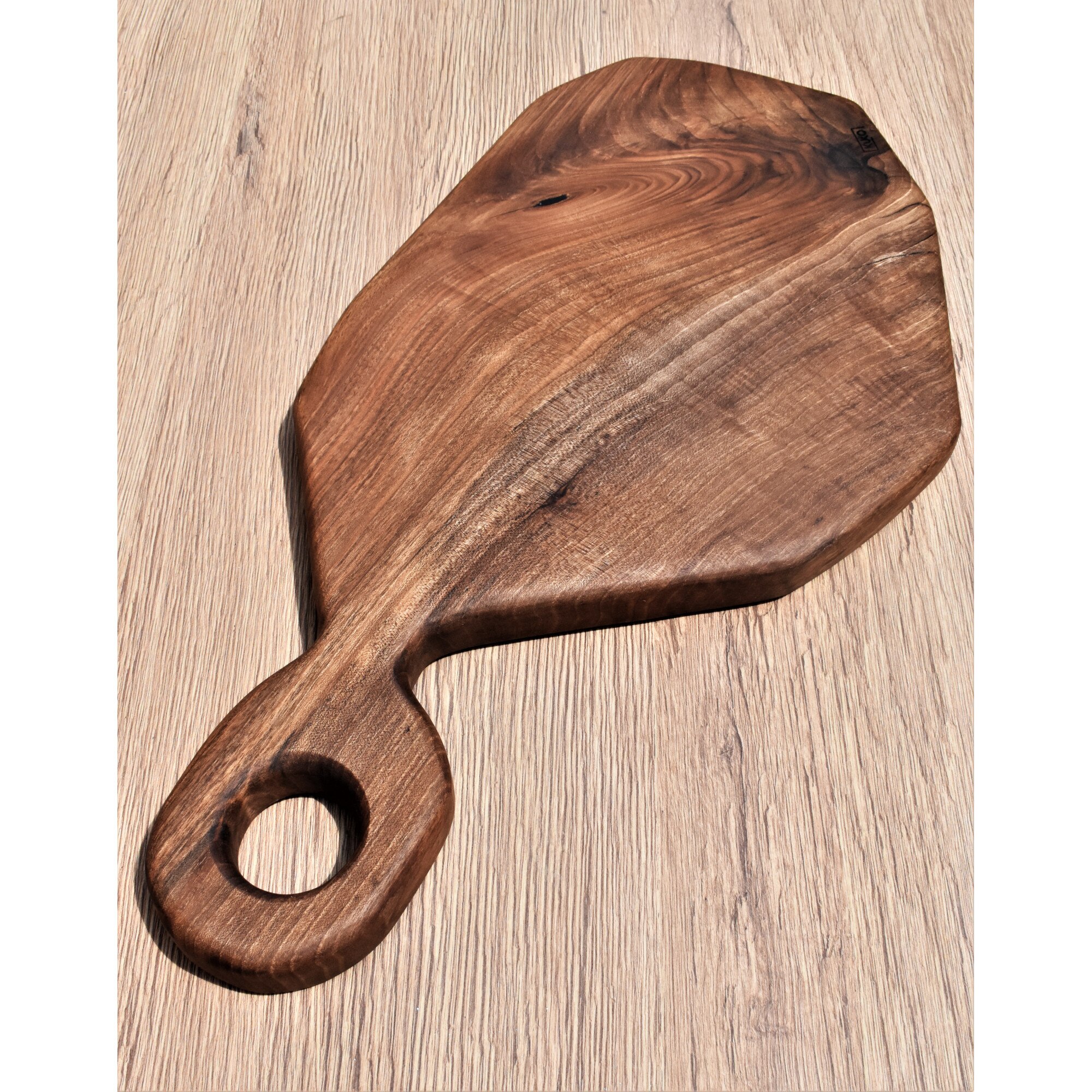 Tocator Kuko maxi din lemn de nuc 55x28 cm - eMAG.ro