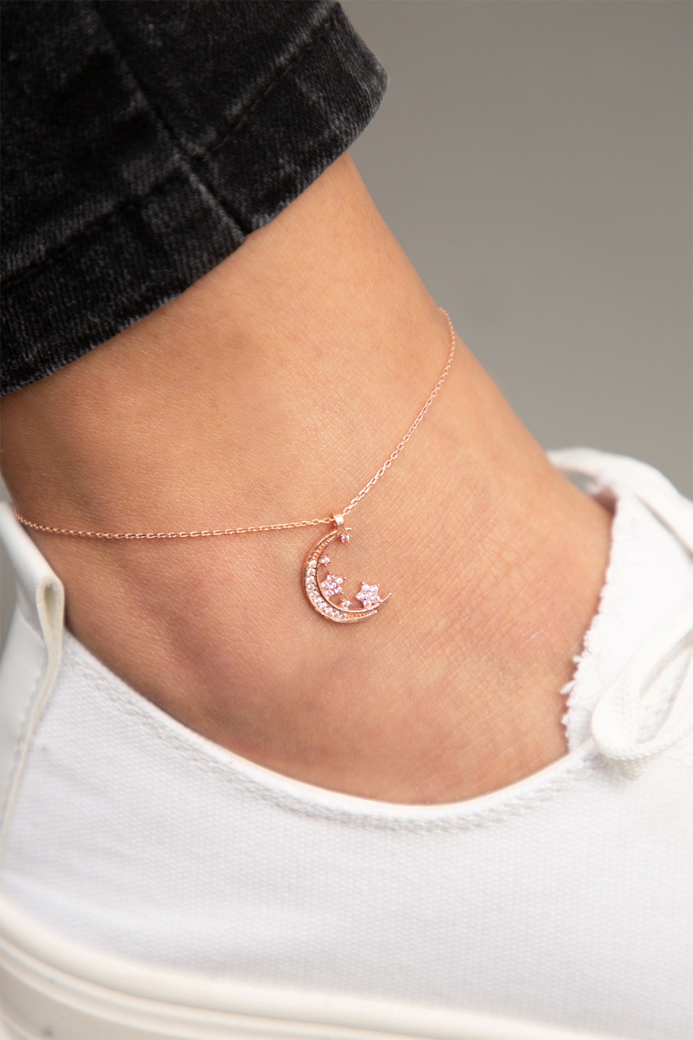 Atelier Miu, Ezüst bokalánc félhold alakú medállal, Rózsaarany - eMAG.hu