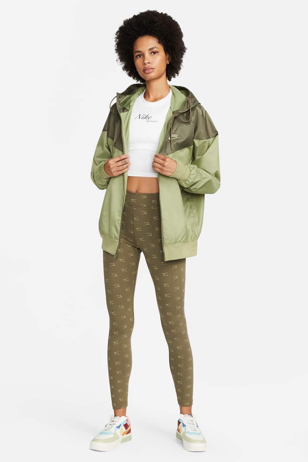 Nike, Клин Air с лого, Армия зелено, S - eMAG.bg