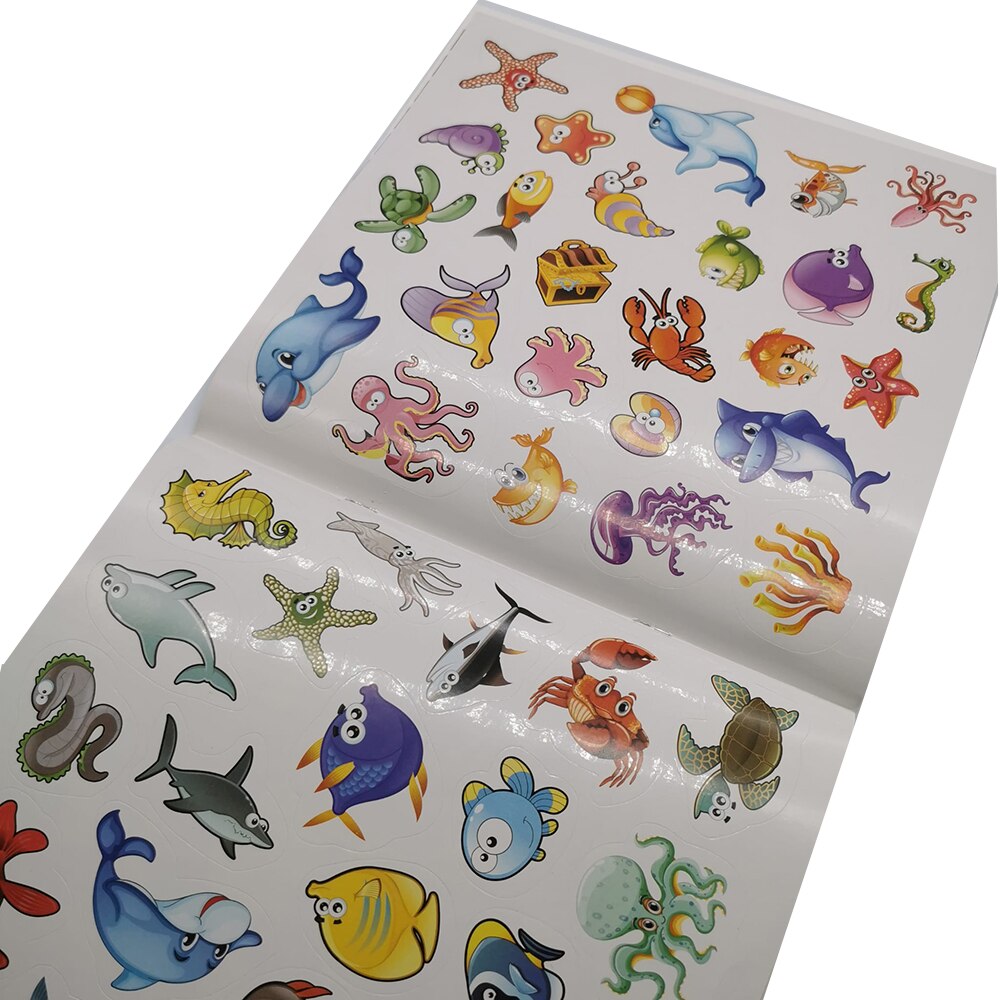 Carte de Colorat cu 50 stickere, 12 pagini, 25x25cm, Lumea Marina ...