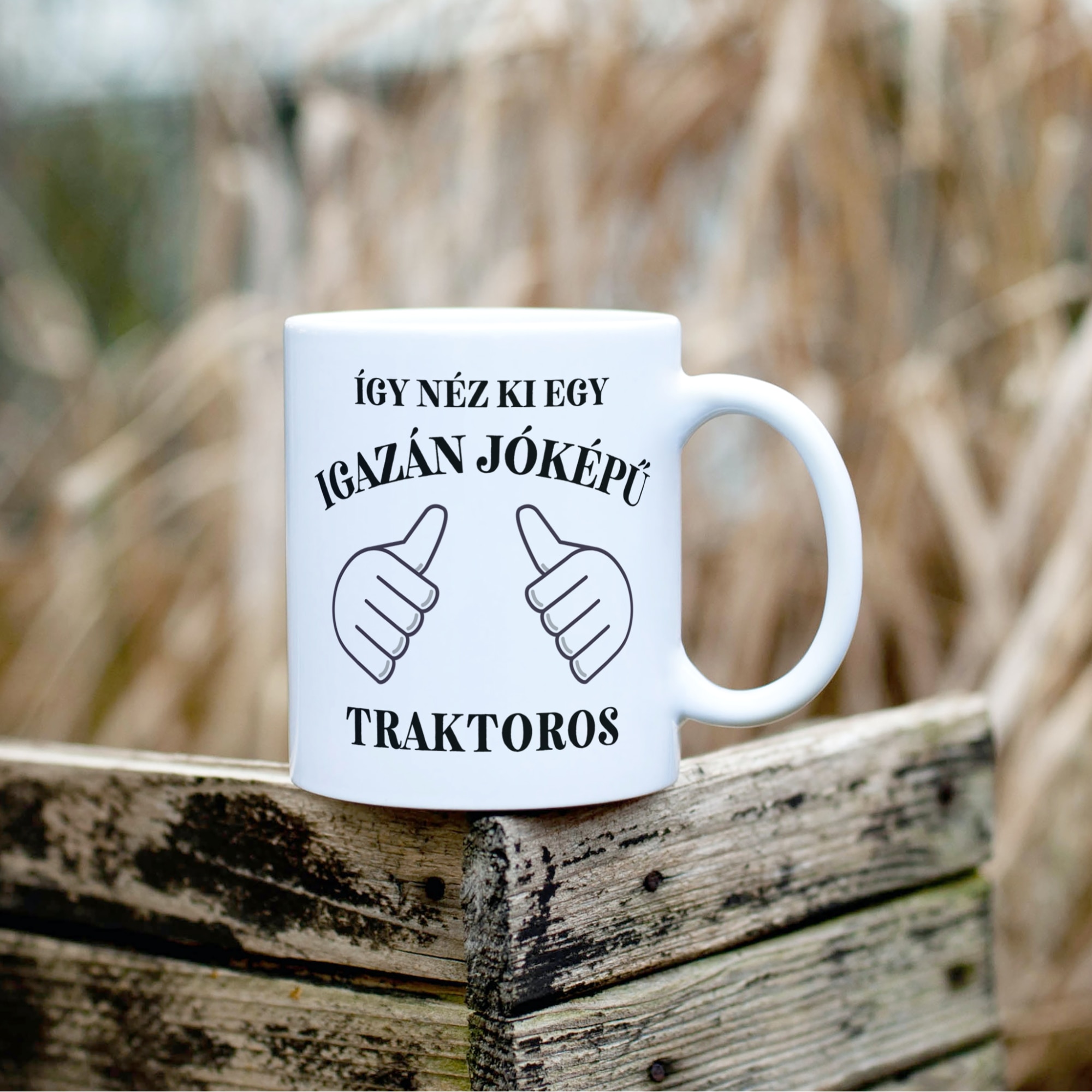Cana personalizata “Így néz ki egy igazán jóképű traktoros”, tractorist ...
