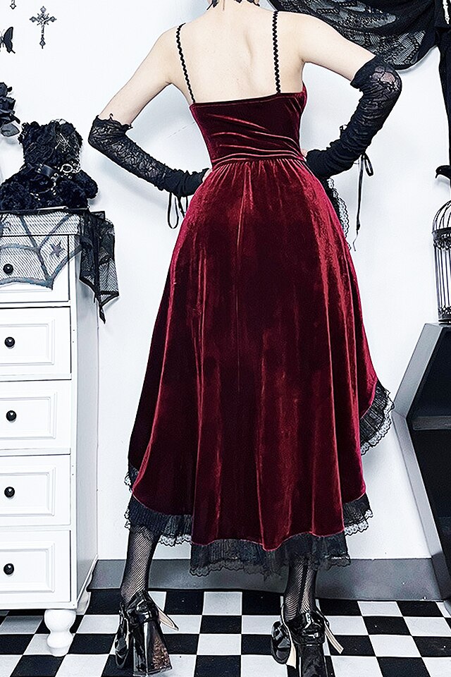 Rochie gotica, cu cruce, cu dantela, cu trena, rosie, marimea M - eMAG.ro