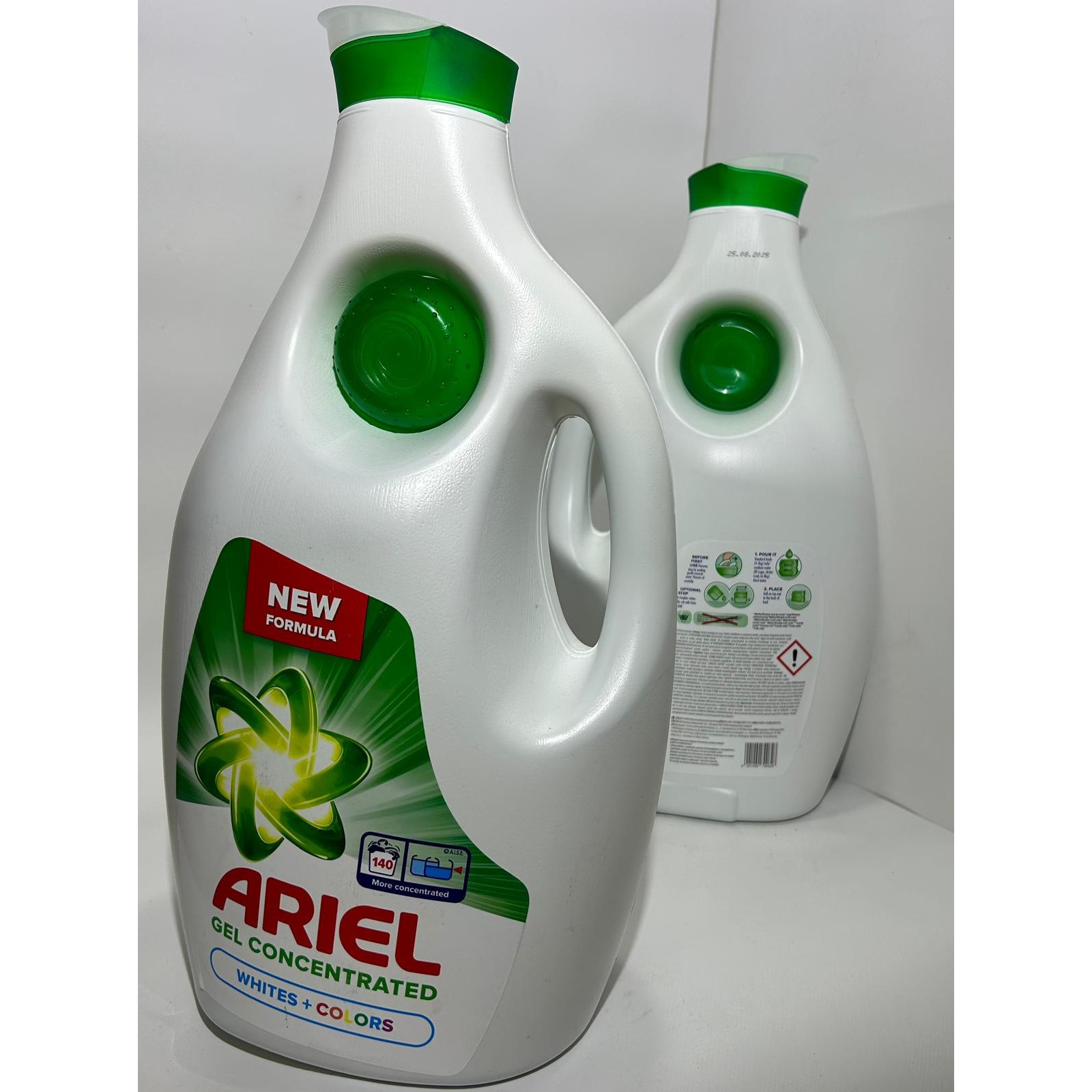 Перилен препарат Ariel Gel Concentrated White+Colors 6.3L 140 пранета ...