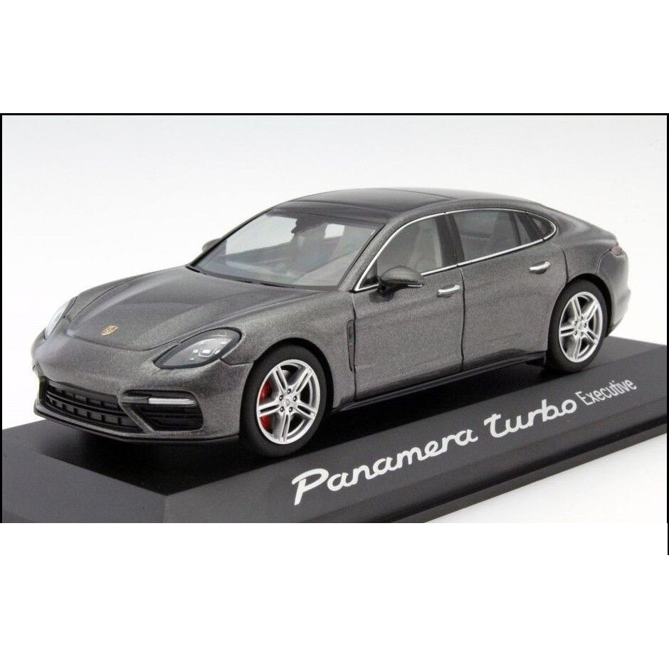 Macheta Porsche Panamera Turbo Executive gri cu vitrina plexiglass - 1/ ...