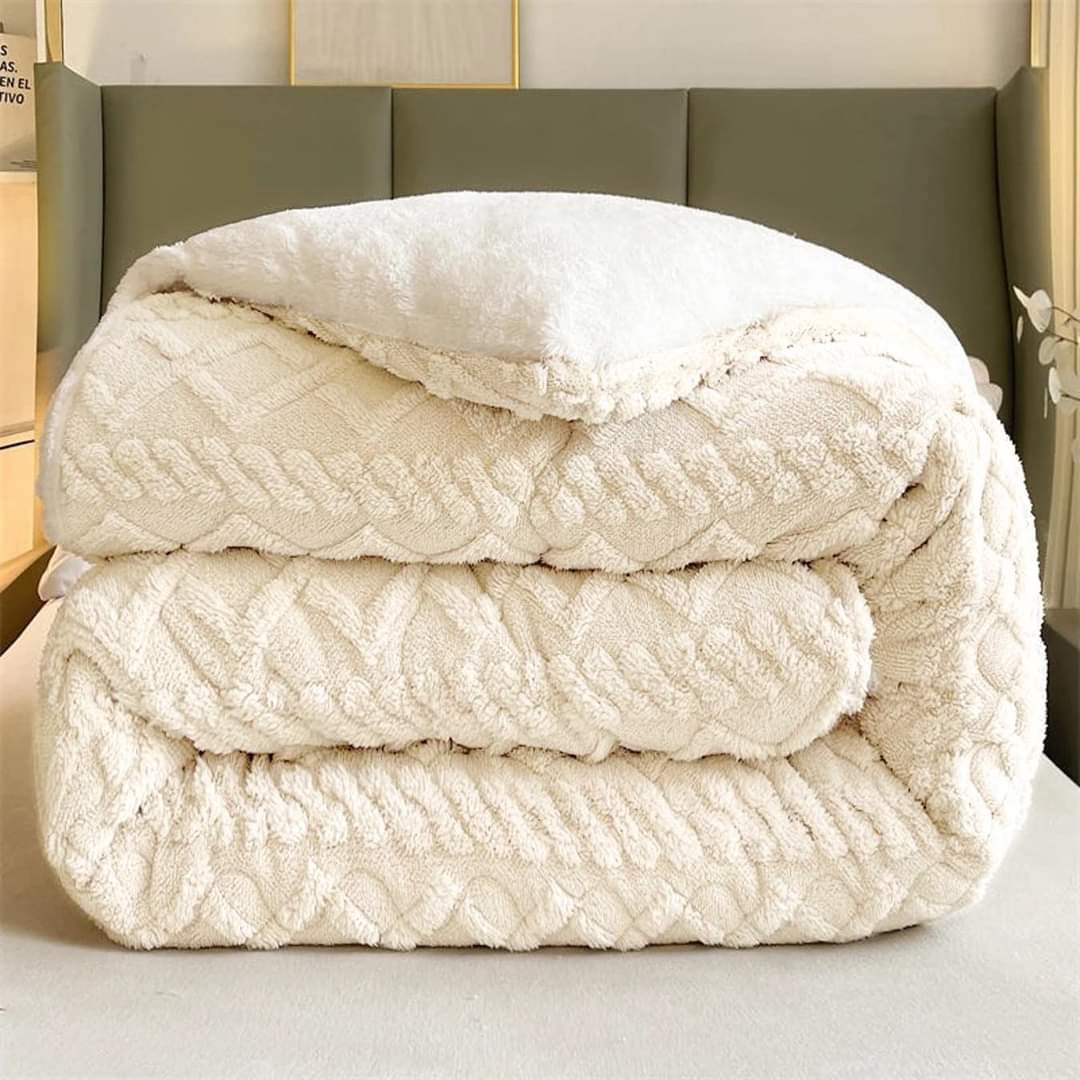 Set de 2 Persoane Pilota Cocolino Tricotata cu Blanita UNI si 2 Fete de Perna, Moale si Pufoasa ...