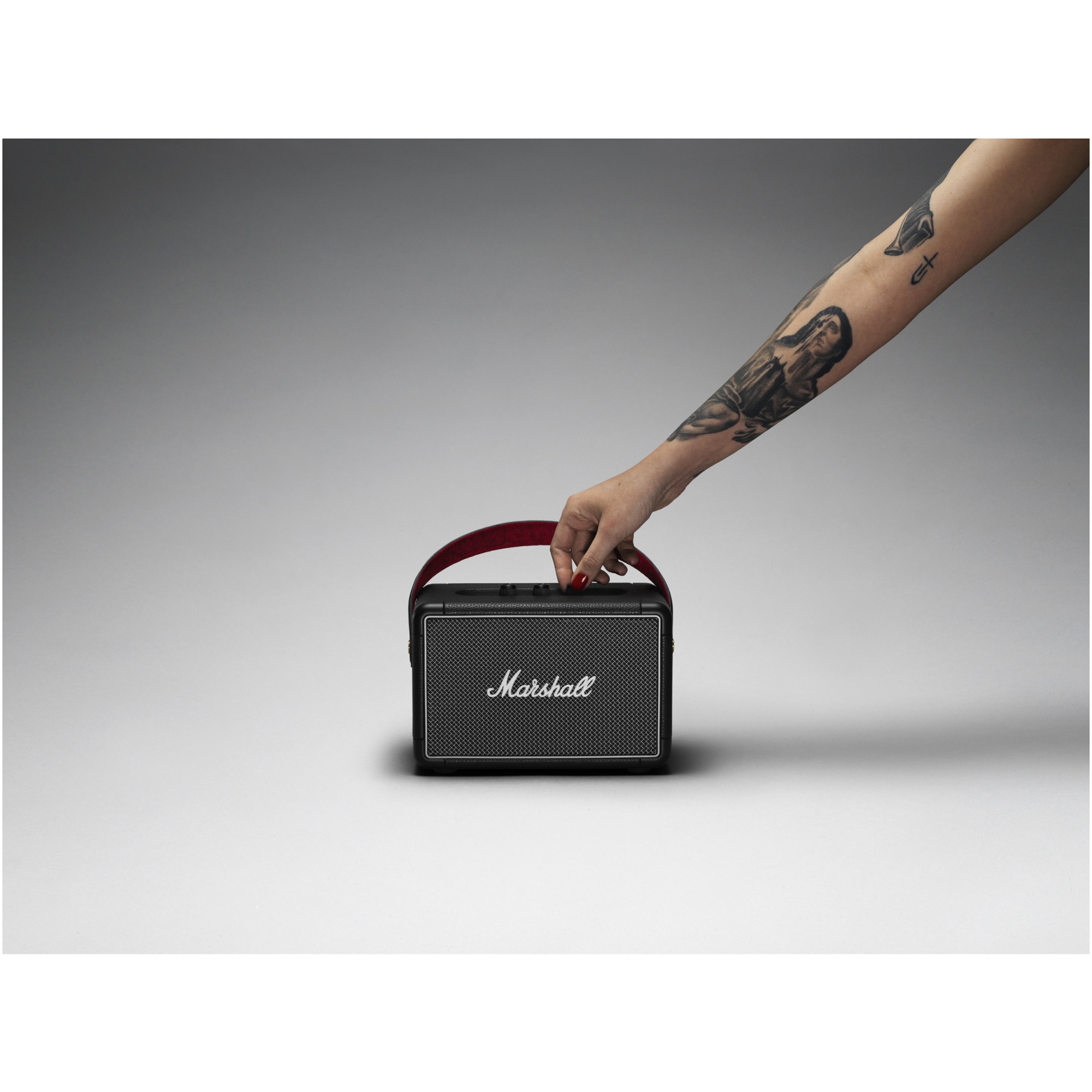 Boxa Marshall Bluetooth Kilburn II Negru - eMAG.ro