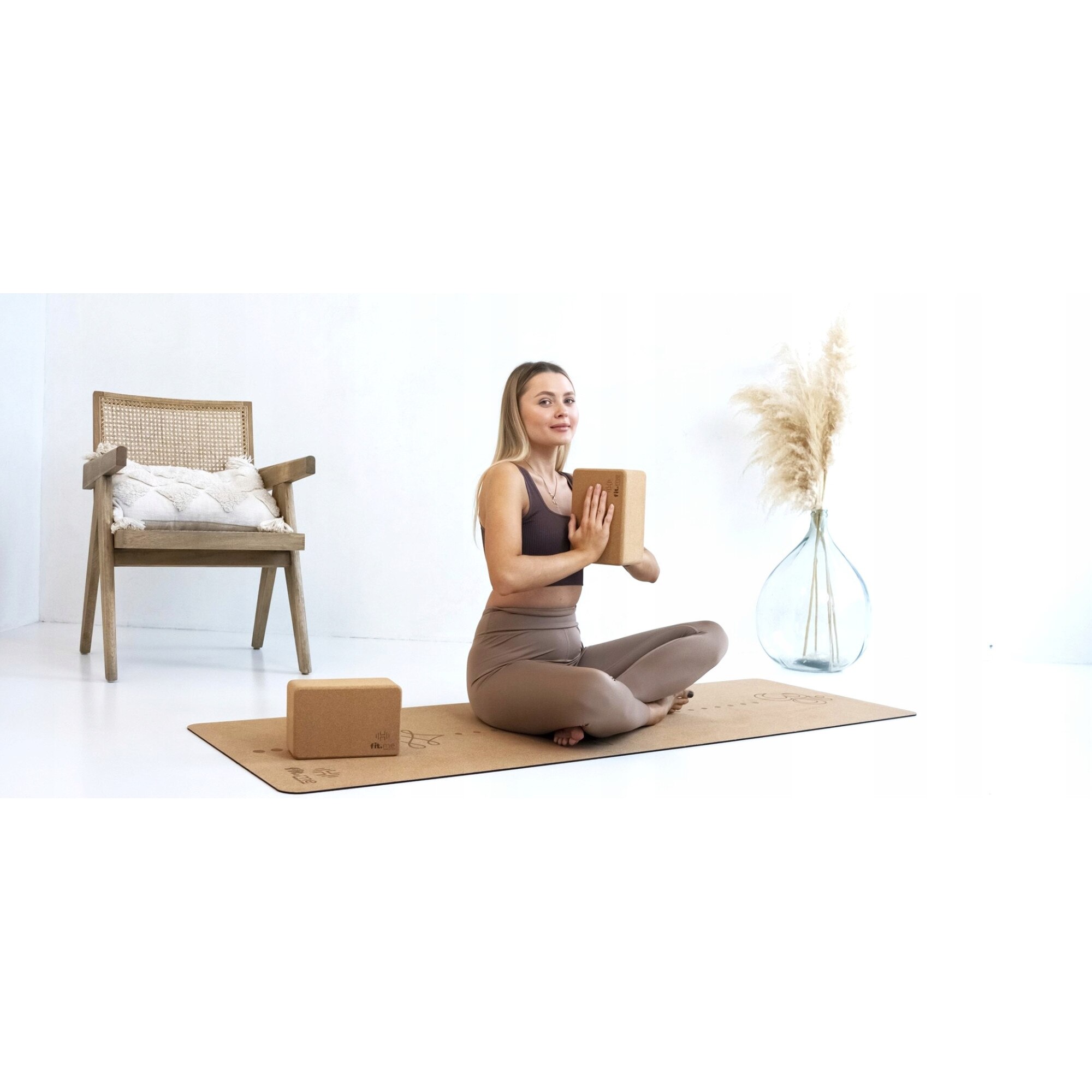 Cub pentru yoga, fit.me, Pluta, 22.5x15x10 cm, Maro - eMAG.ro