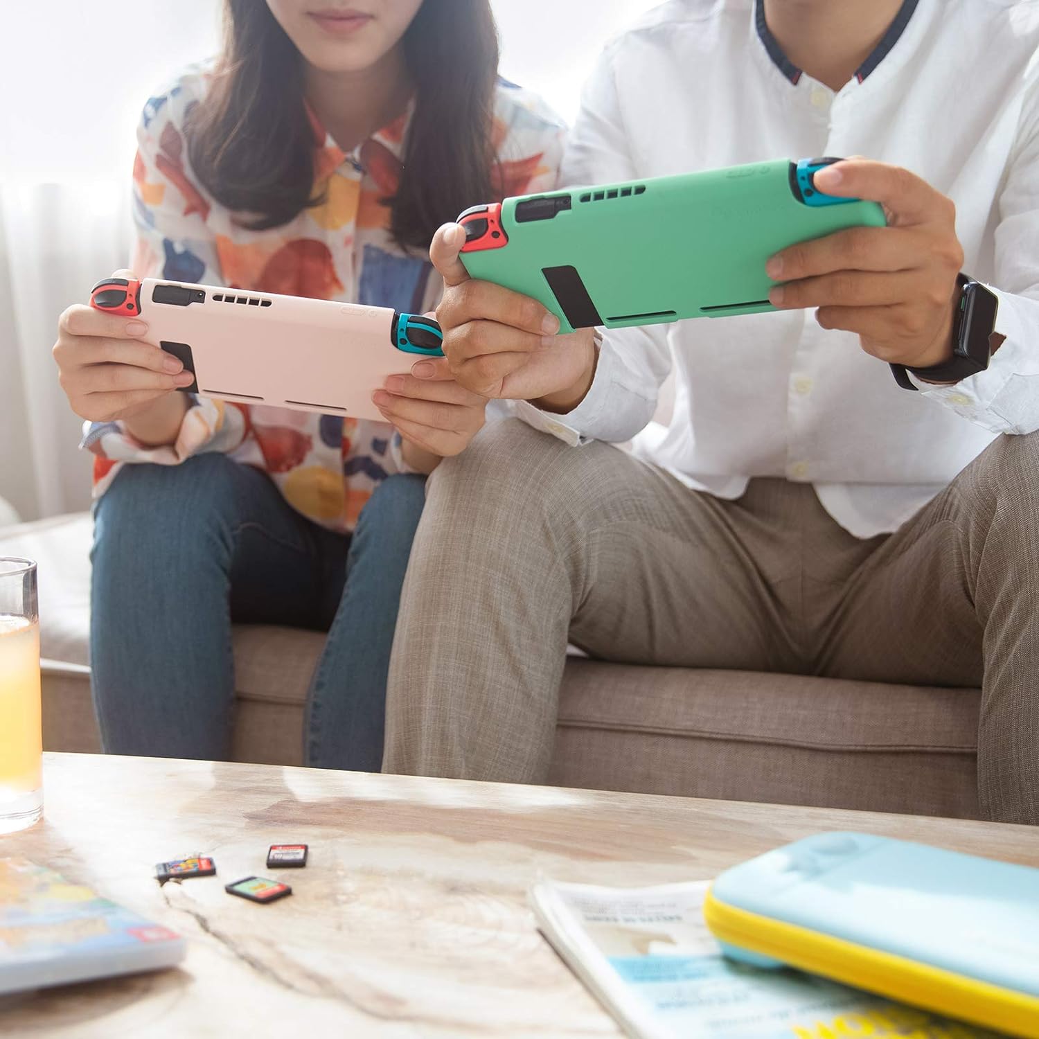 Husa de protectie tomtoc pentru Nintendo Switch, din silicon lichid si 2 folii de protectie ...