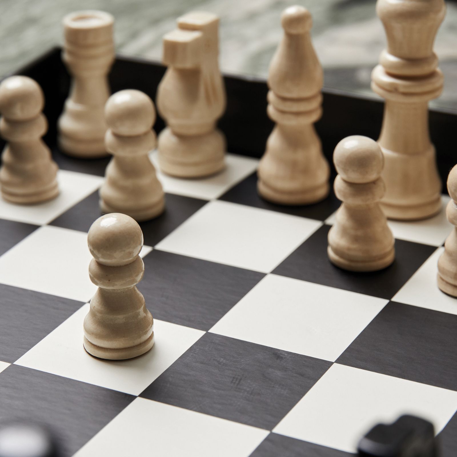 Joc de sah premium, Vinga, design atemporal, piese din lemn lacuit ...