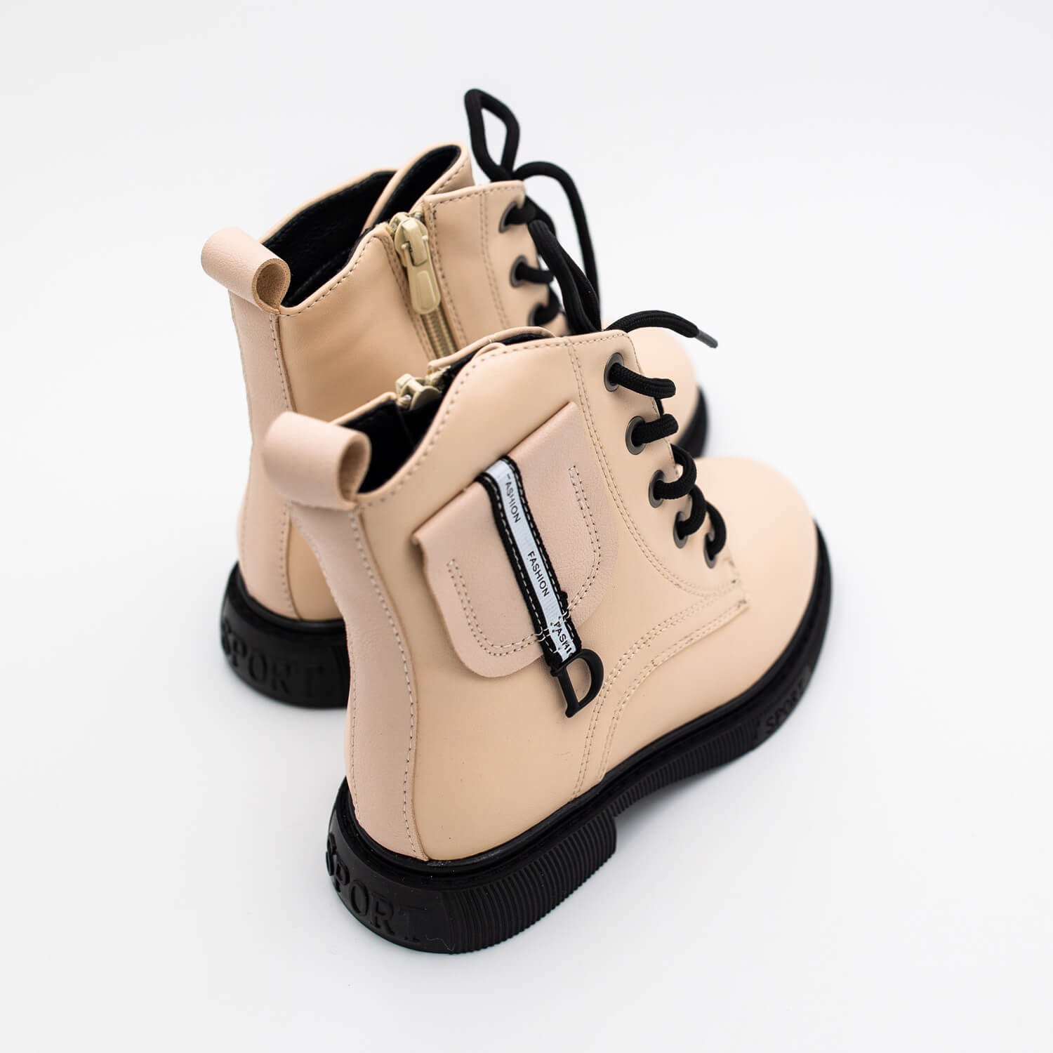 Ghete Fete A6C, piele ecologica, crem cu talpa neagra, inchidere siret ...