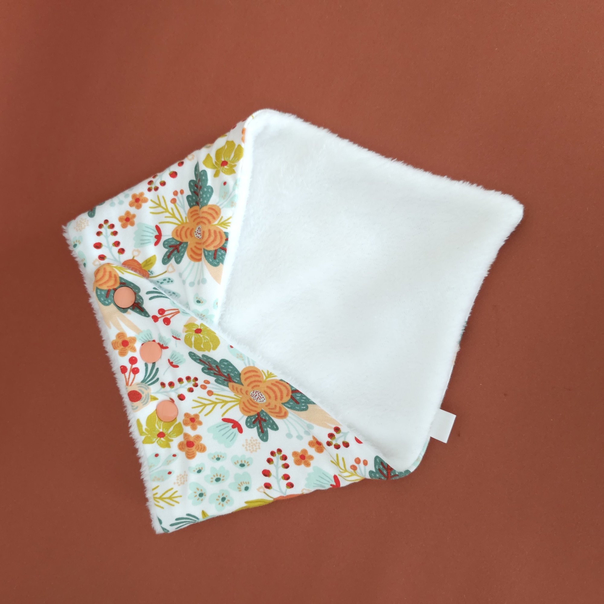 Fular triunghiular pentru copii cu blanita, model floral, reglabil cu ...