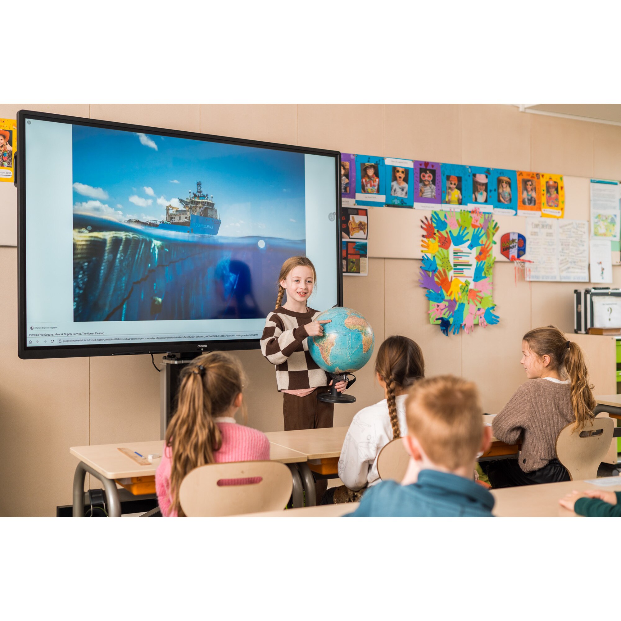 Display interactiv CTOUCH Riva D2, diagonala 75", 4K, Android 11, 4GB ...