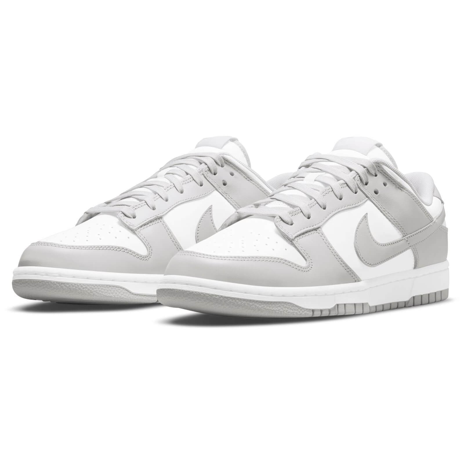 Спортни обувки NIKE Dunk Low Retro White 45.5 EU - eMAG.bg