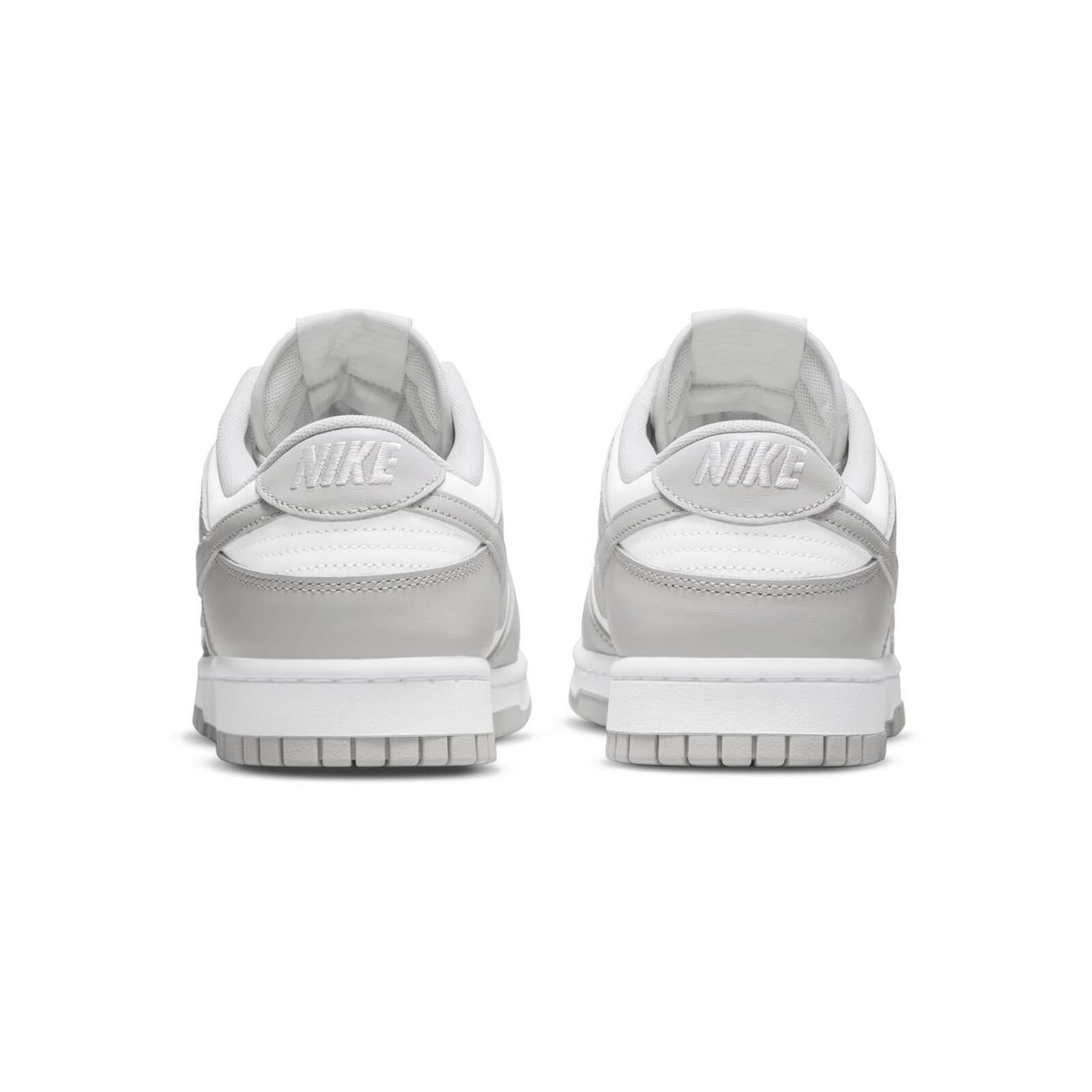 Спортни обувки NIKE Dunk Low Retro White 45.5 EU - eMAG.bg