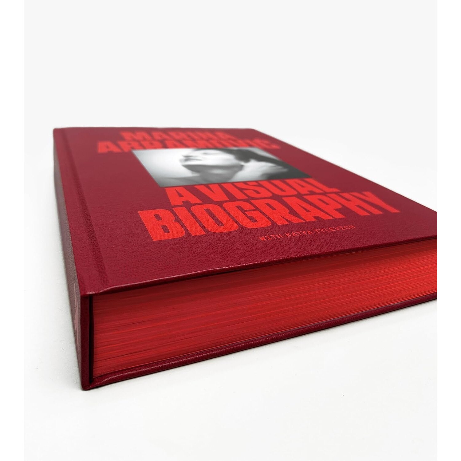 Marina Abramovic: A Visual Biography - Katya Tylevich - eMAG.ro