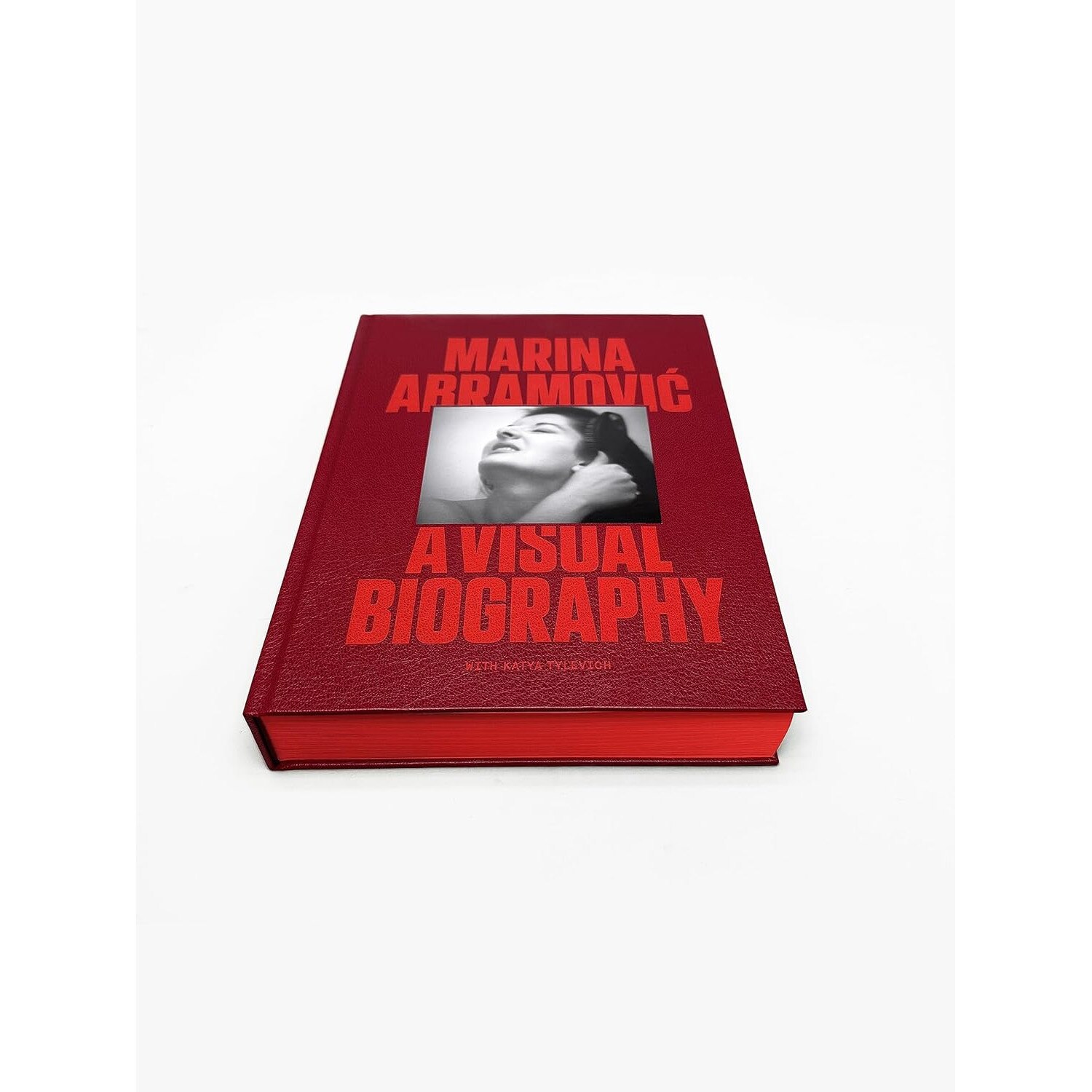 Marina Abramovic: A Visual Biography - Katya Tylevich - eMAG.ro