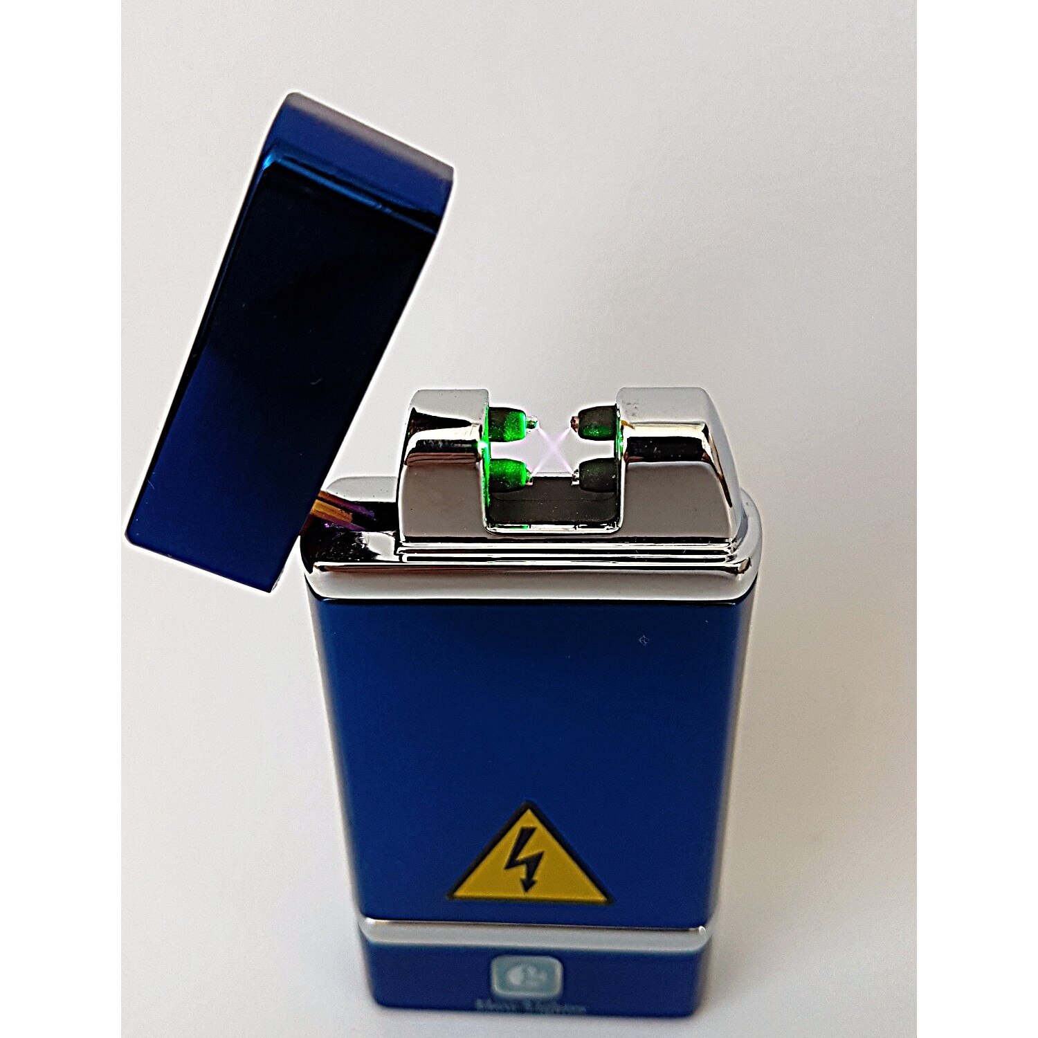 Bricheta electrica cu incarcare USB - Flow Lighter - eMAG.ro