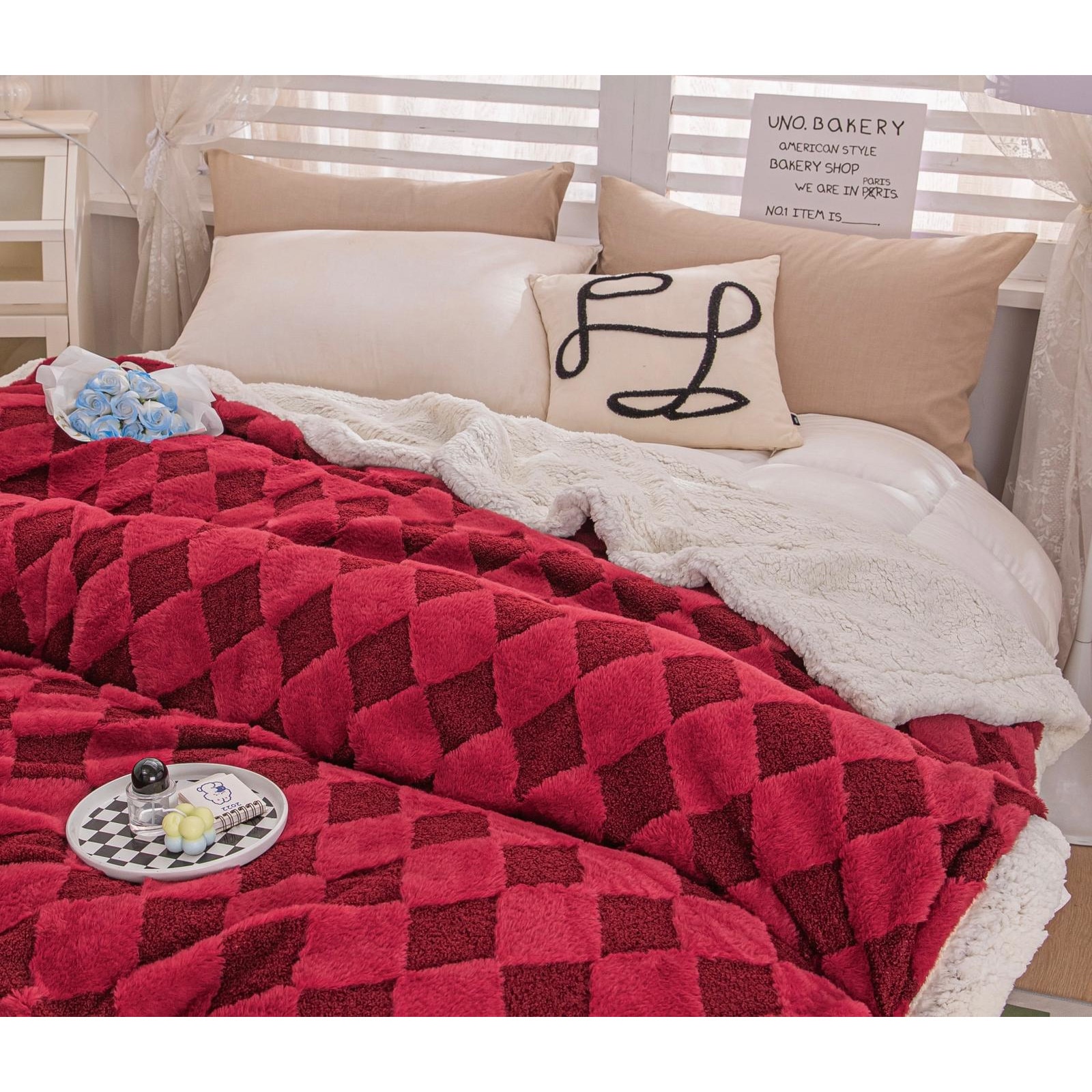 Patura Cocolino, JOJO HOME, Blana de Iepure si Catifea Teddy, 200×230 cm, Rosu - eMAG.ro